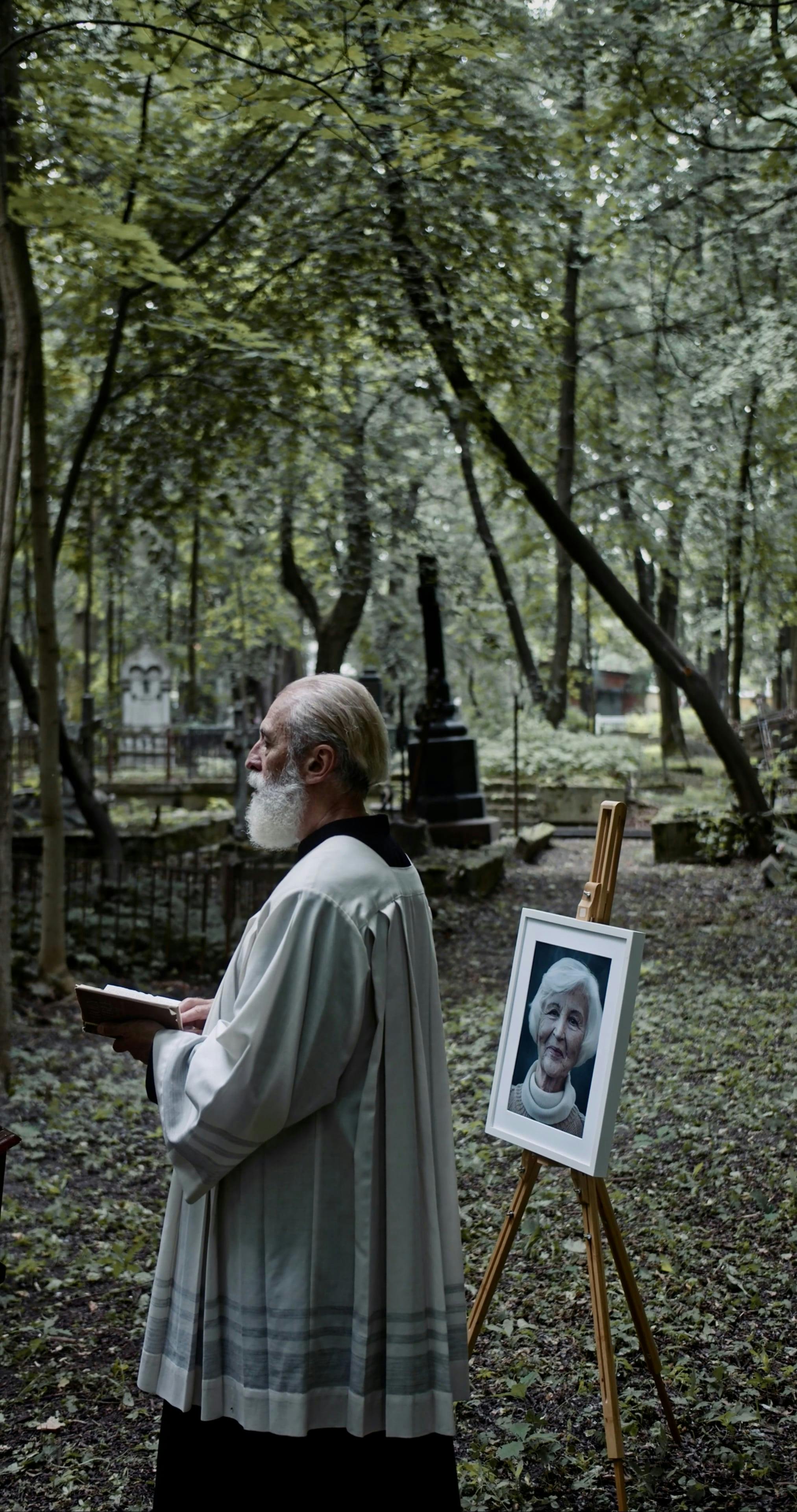 Cemetery Portrait Videos, Download The BEST Free 4k Stock Video Footage ...