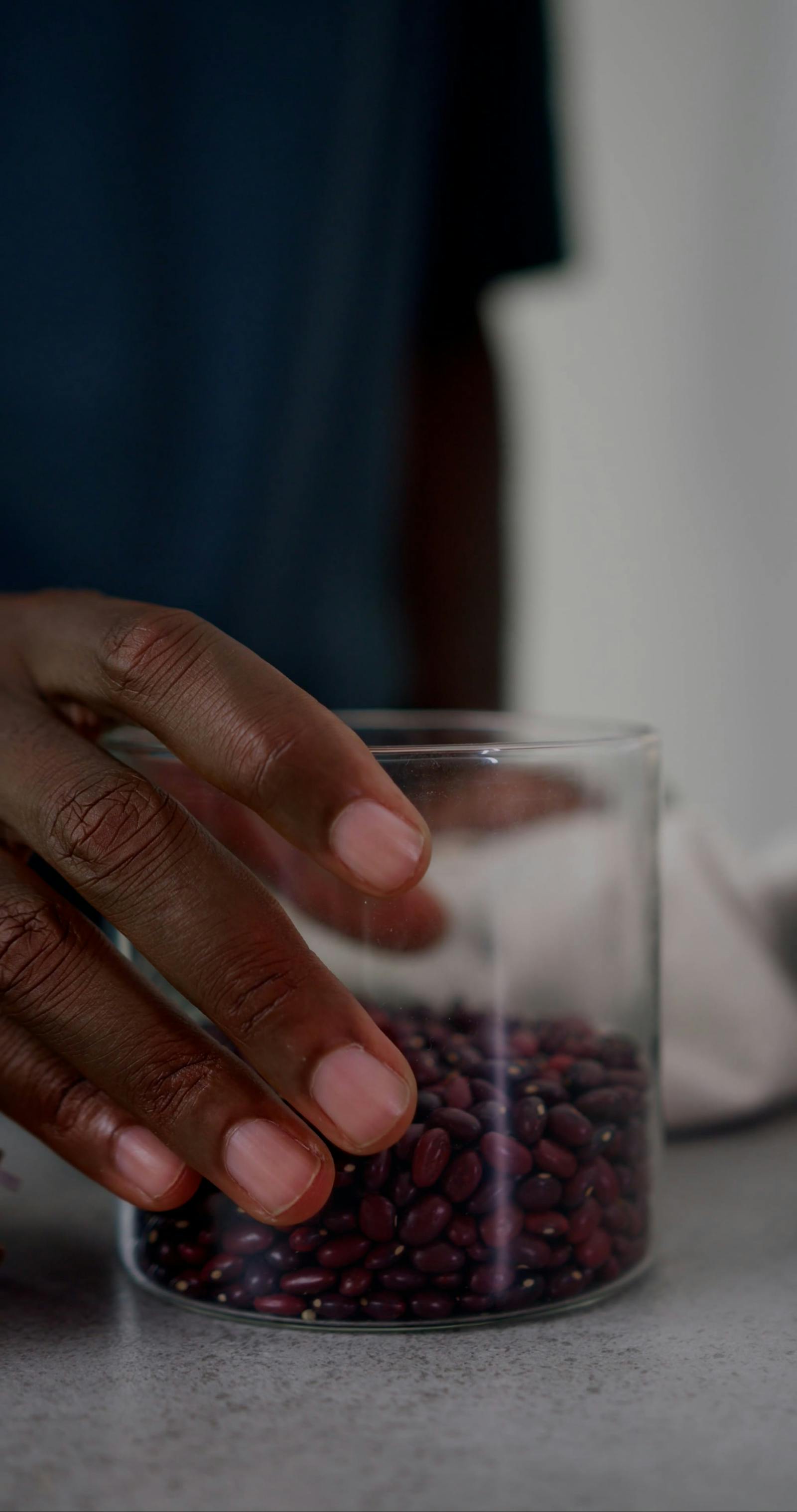 Hand Shaking Videos, Download The BEST Free 4k Stock Video Footage ...