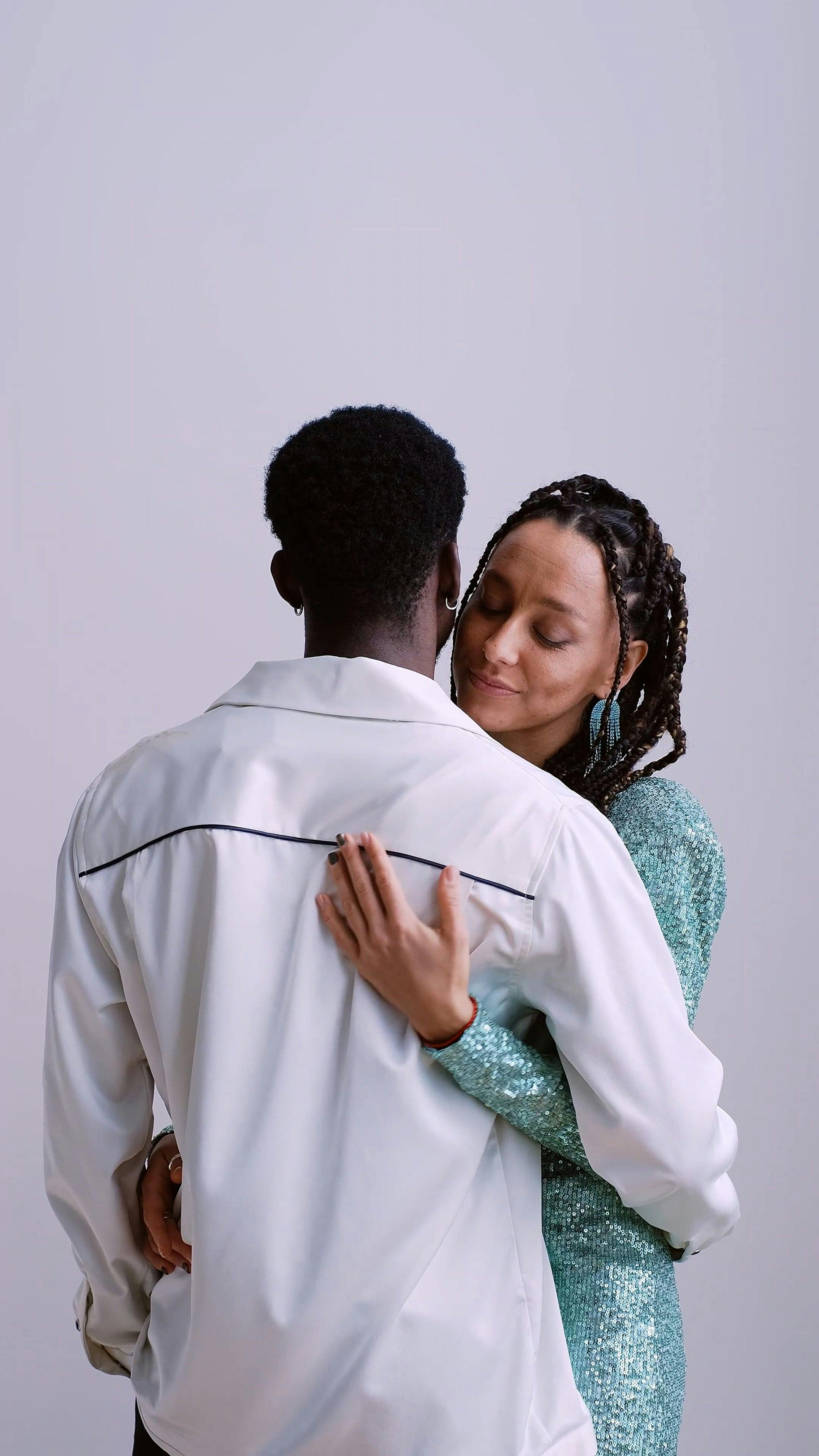 Embracing Moment Videos, Download The BEST Free 4k Stock Video Footage ...