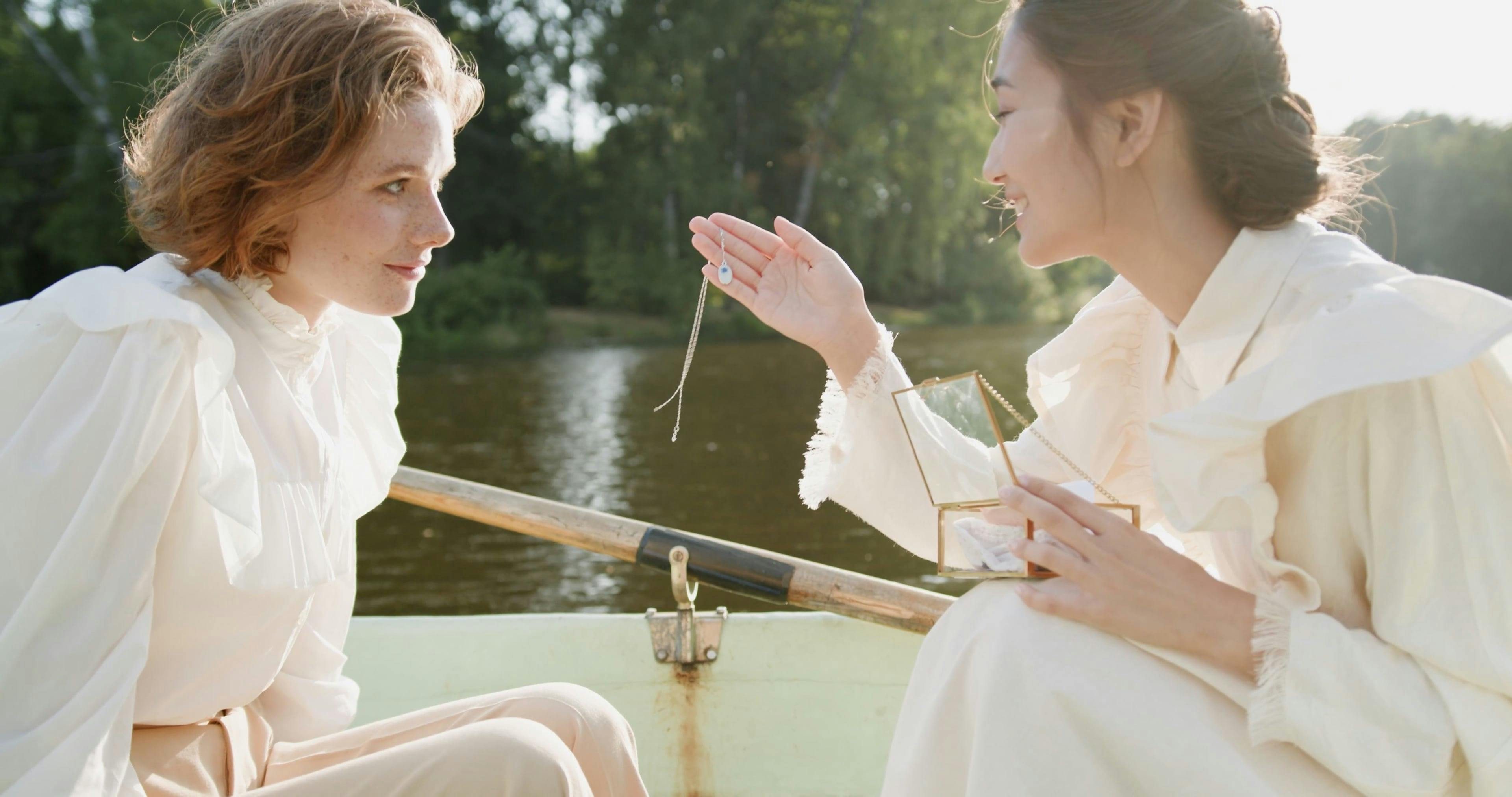 Talking Box Videos, Download The BEST Free 4k Stock Video Footage ...