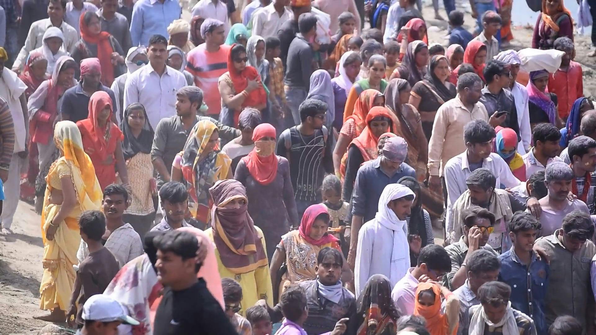 Multitude Walking Videos, Download The BEST Free 4k Stock Video Footage ...