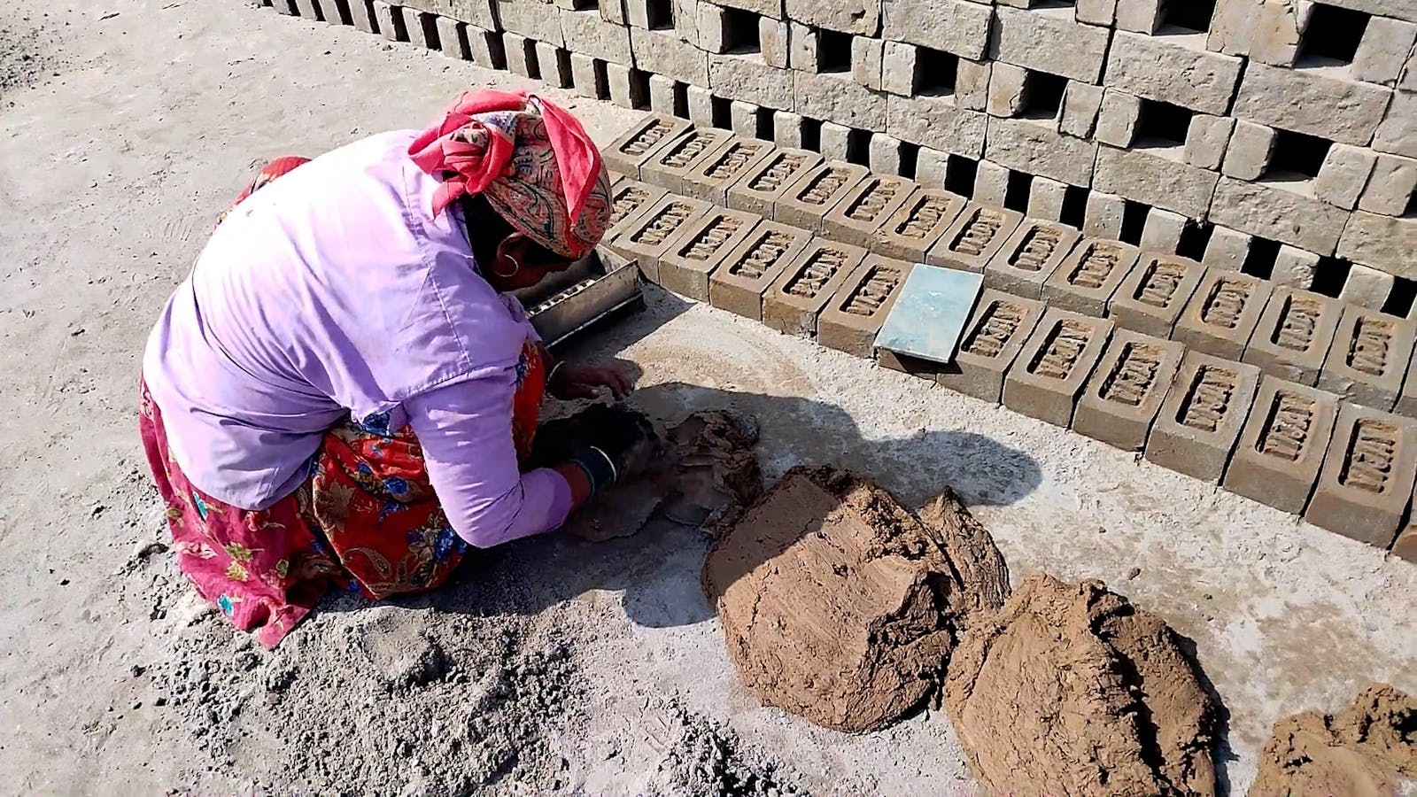 Working Women Village Videos, Download The BEST Free 4k Stock Video ...