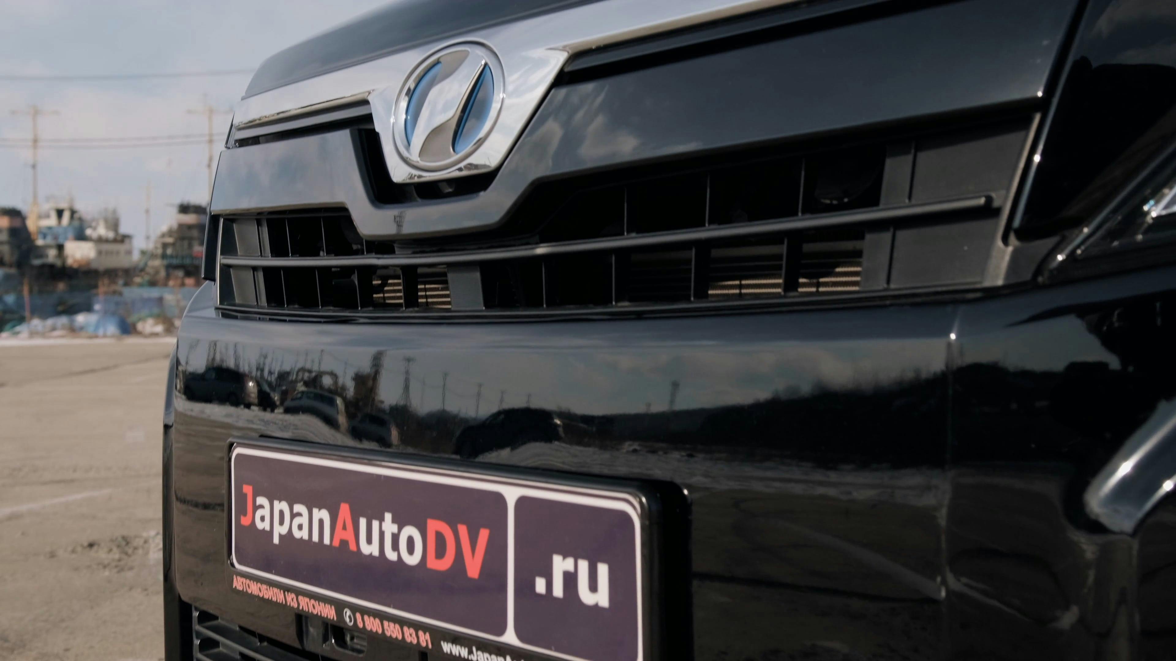 Close-up Of The Front End Of A Parked Classic Car With Its Engine ...