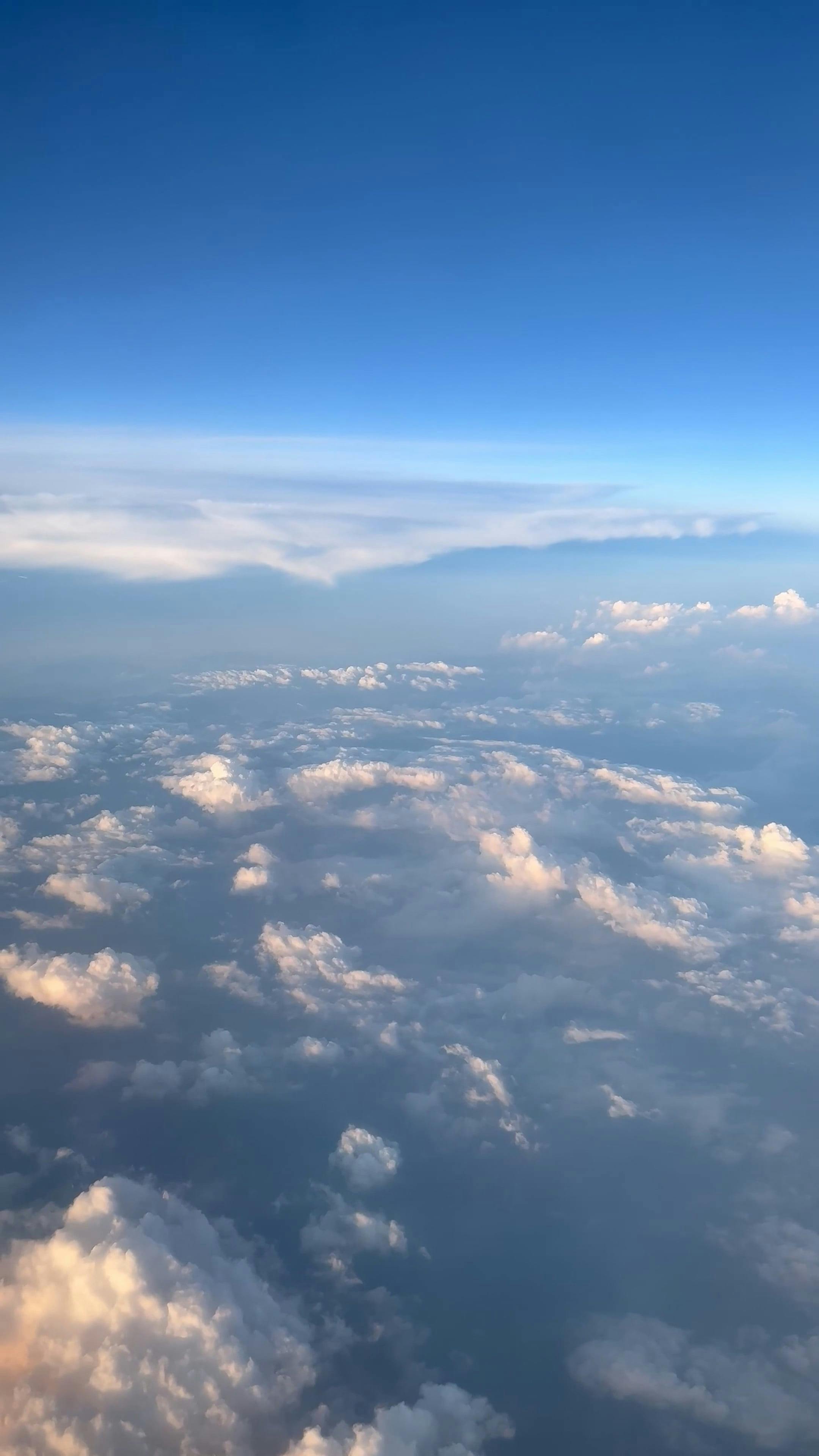 Vídeo profissional gratuito de acima das nuvens!, alta altitude, amplo ...