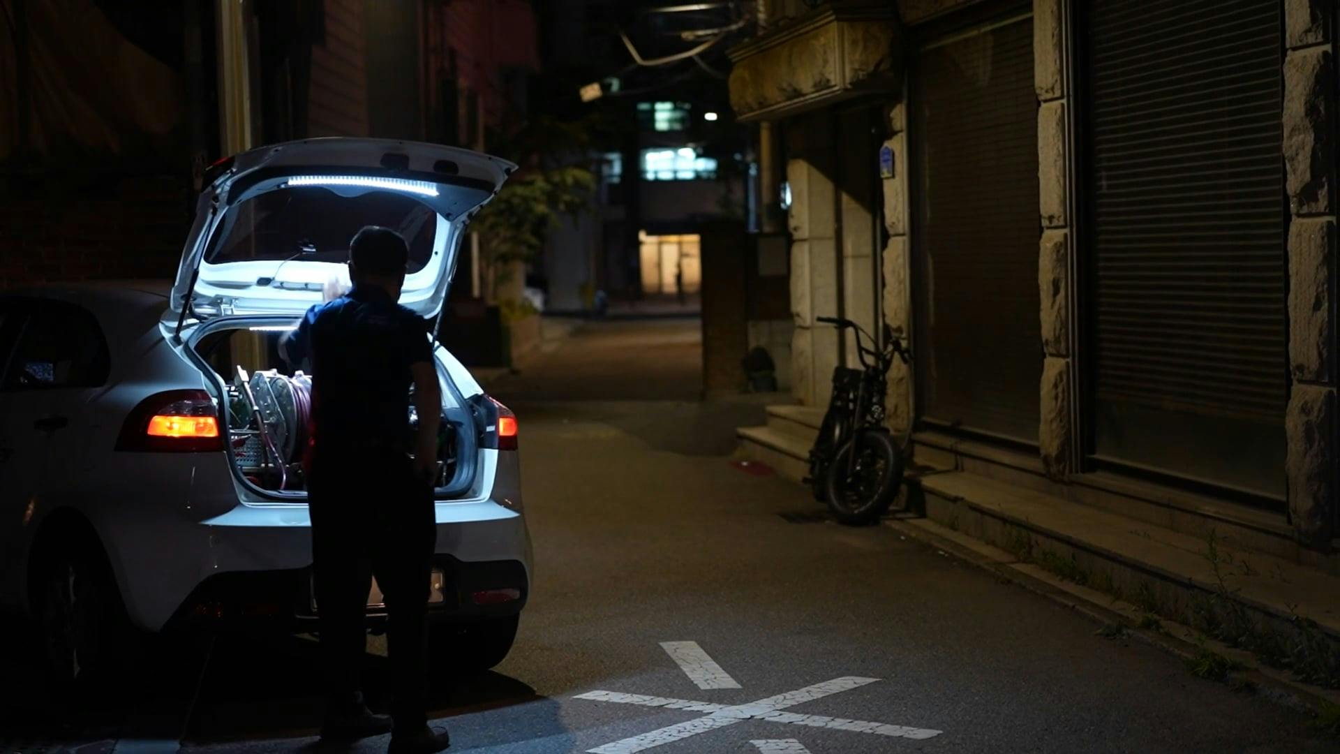 Closing Car Trunk at Night Free Stock Video Footage, Royalty-Free 4K ...