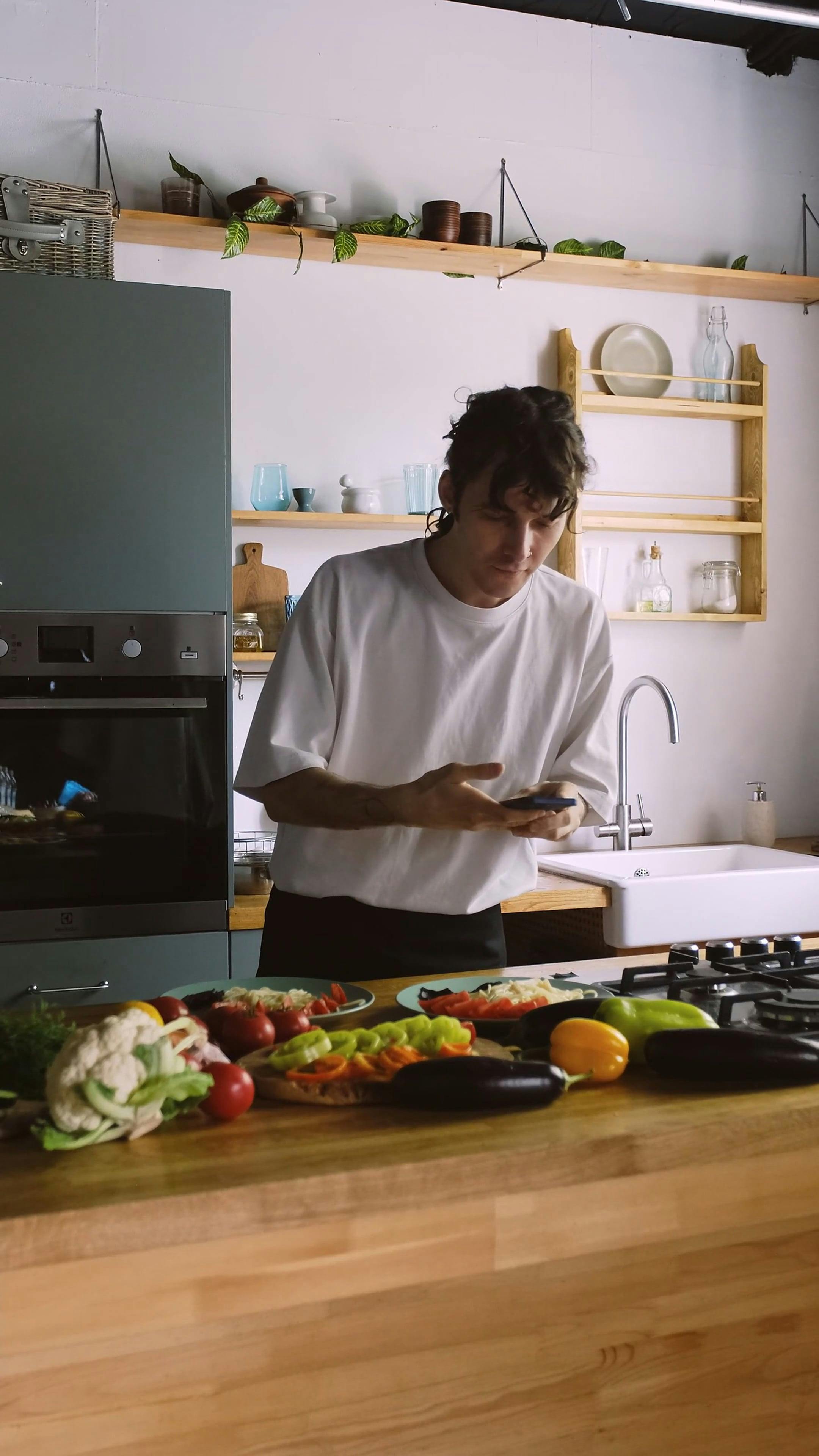 Phone Pasta Videos, Download The BEST Free 4k Stock Video Footage ...