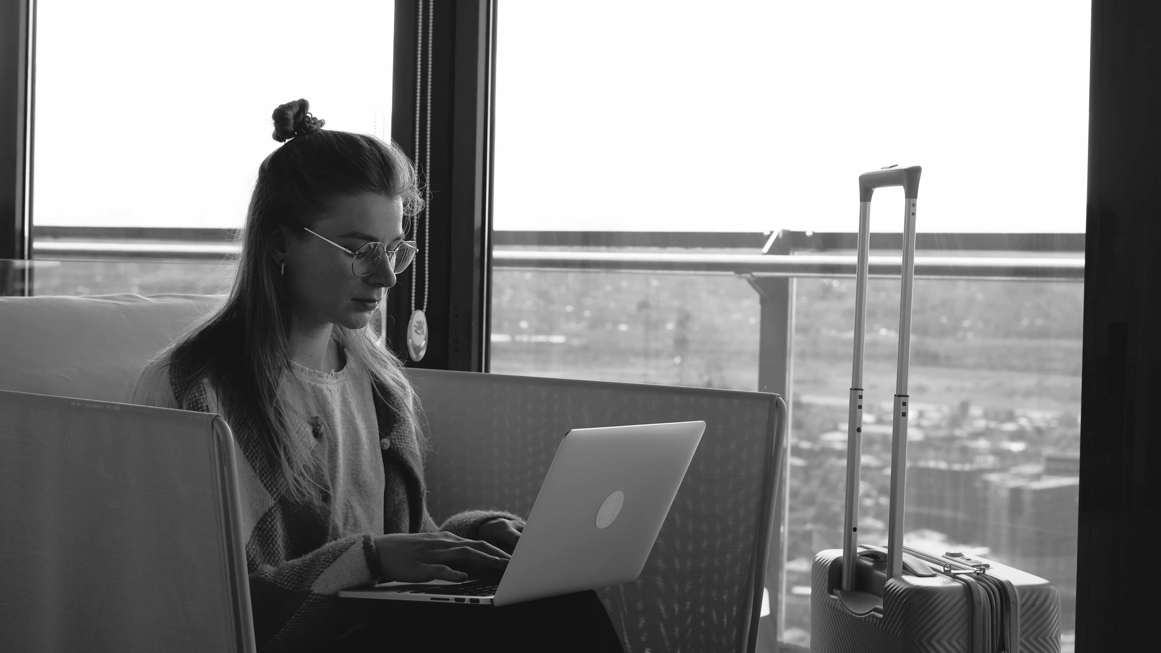 Remote Work Airport Videos, Download The BEST Free 4k Stock Video ...