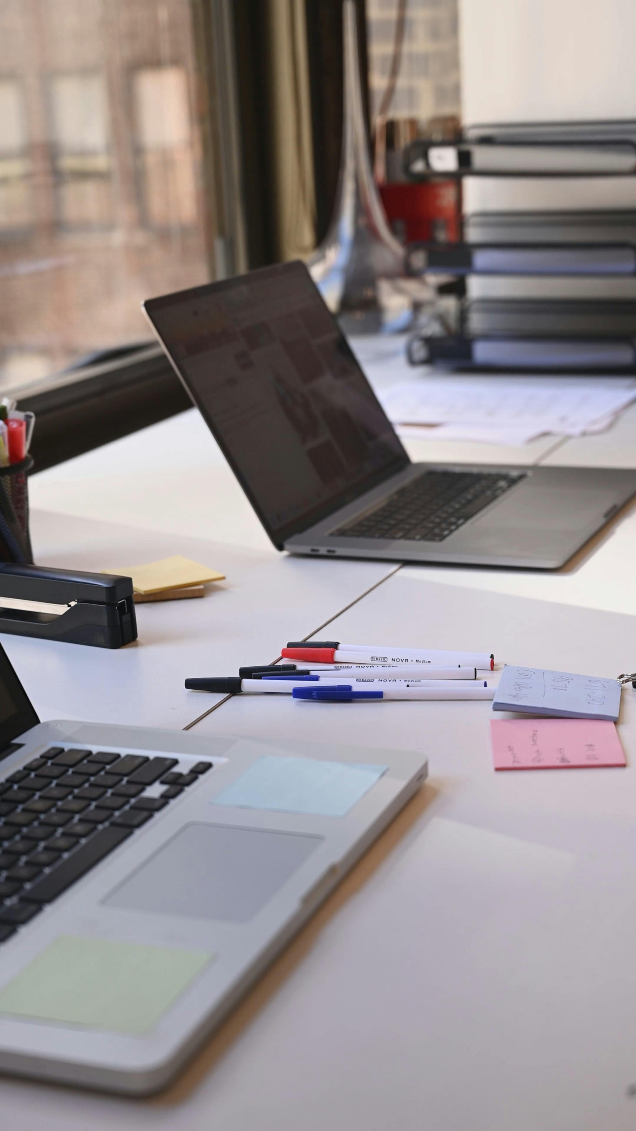 Windows 10 Computer Set Up Videos, Download The BEST Free 4k Stock ...