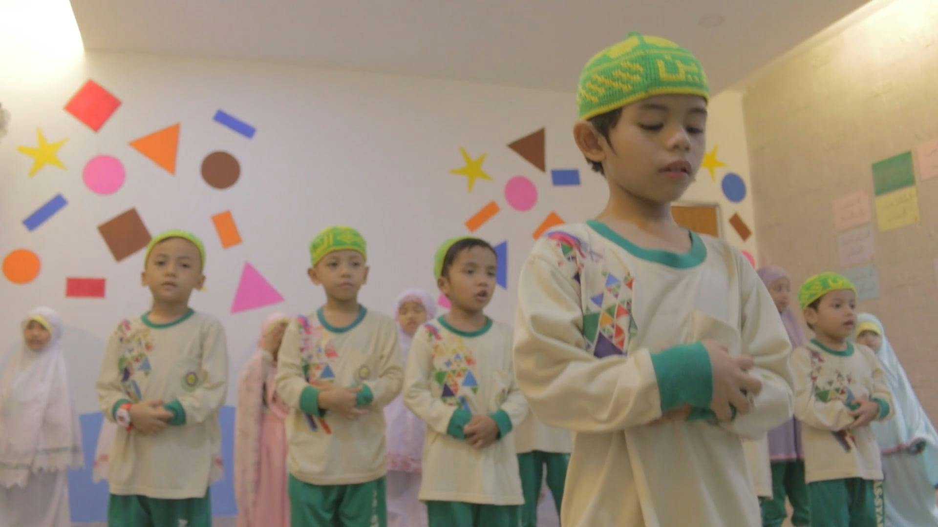 Kids Praying in Classroom Free Stock Video Footage, Royalty-Free 4K ...