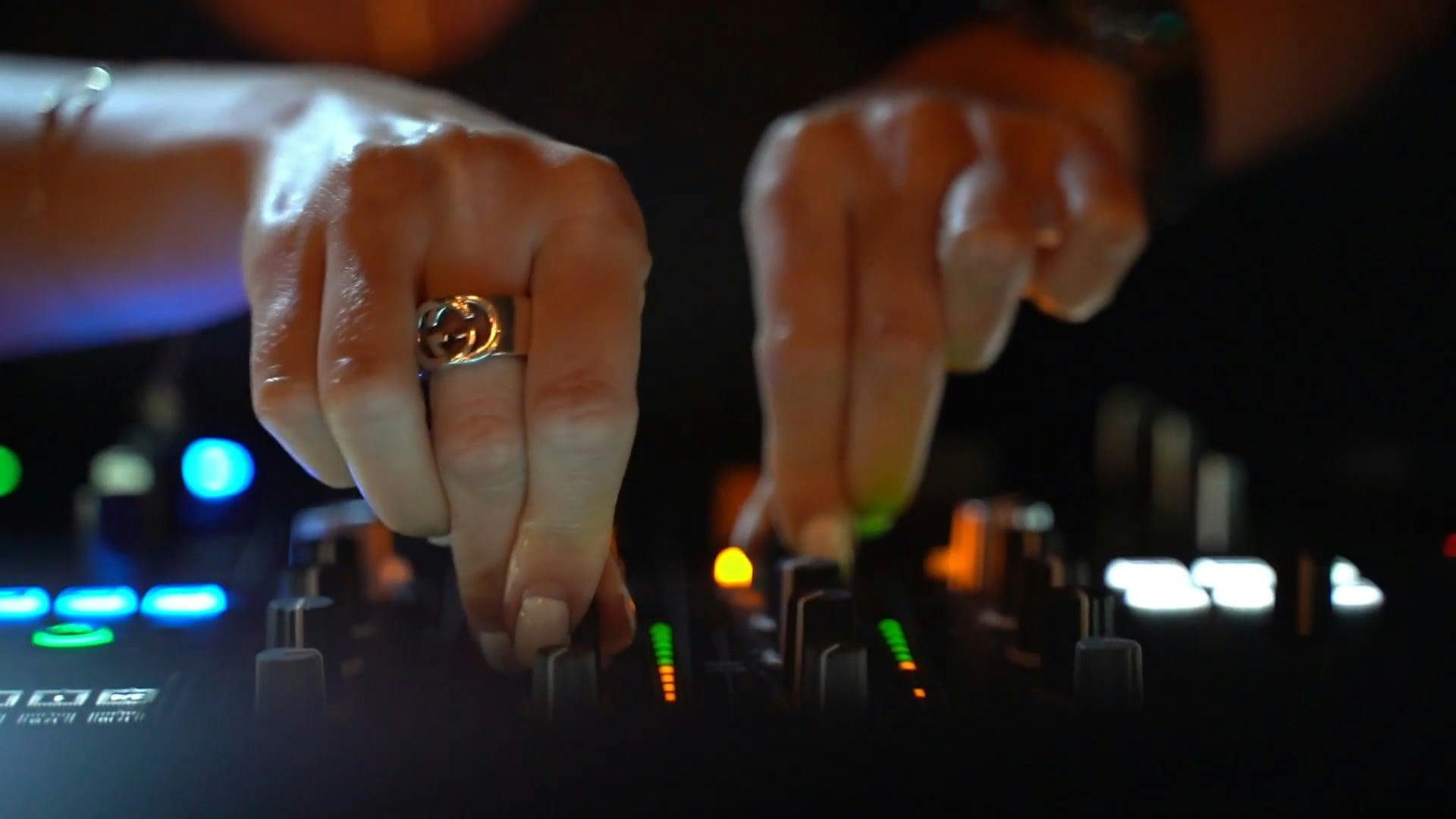 Female Hands on DJ Device Free Stock Video Footage, Royalty-Free 4K ...