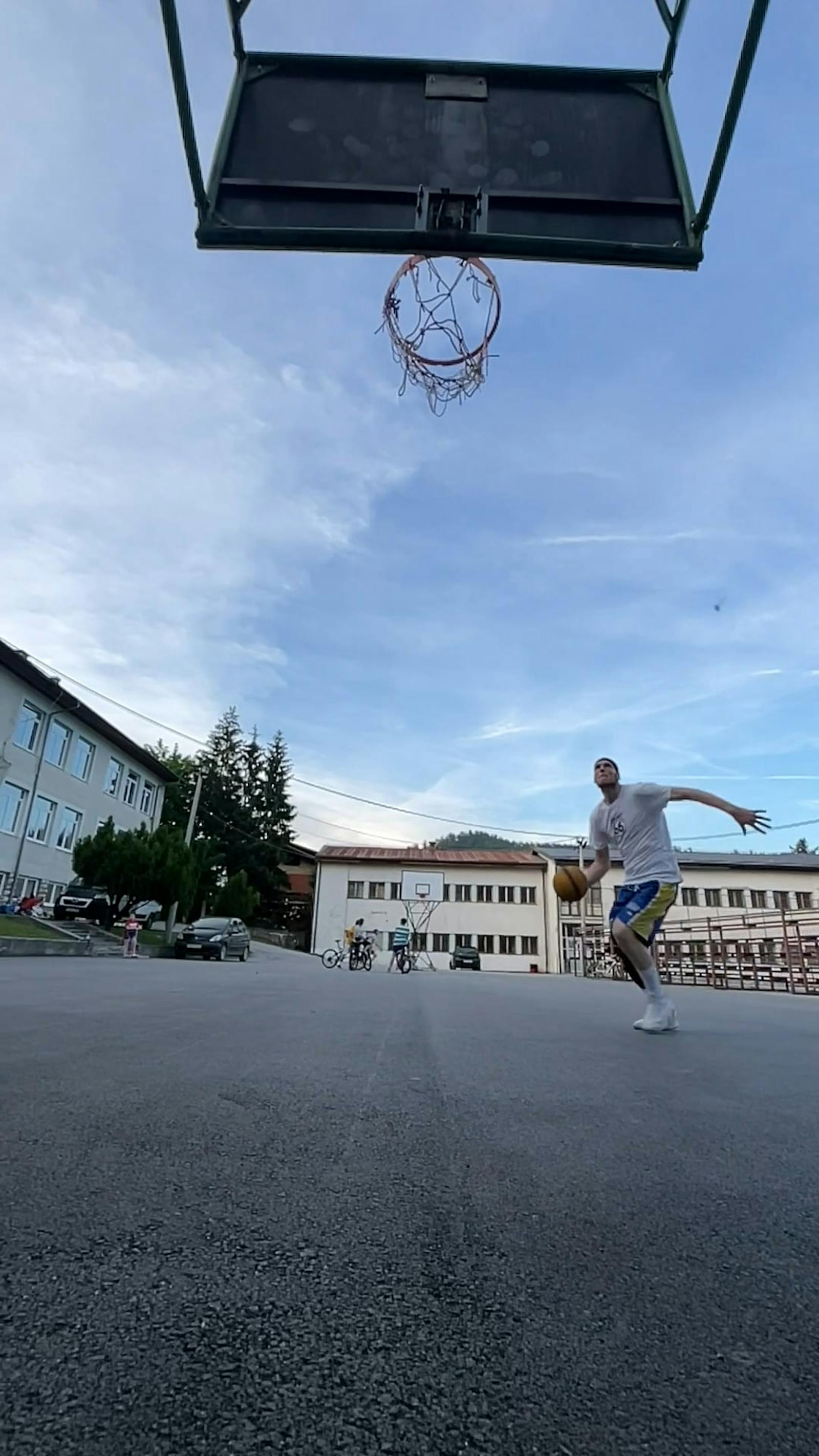 Dunking Videos, Download The BEST Free 4k Stock Video Footage & Dunking ...