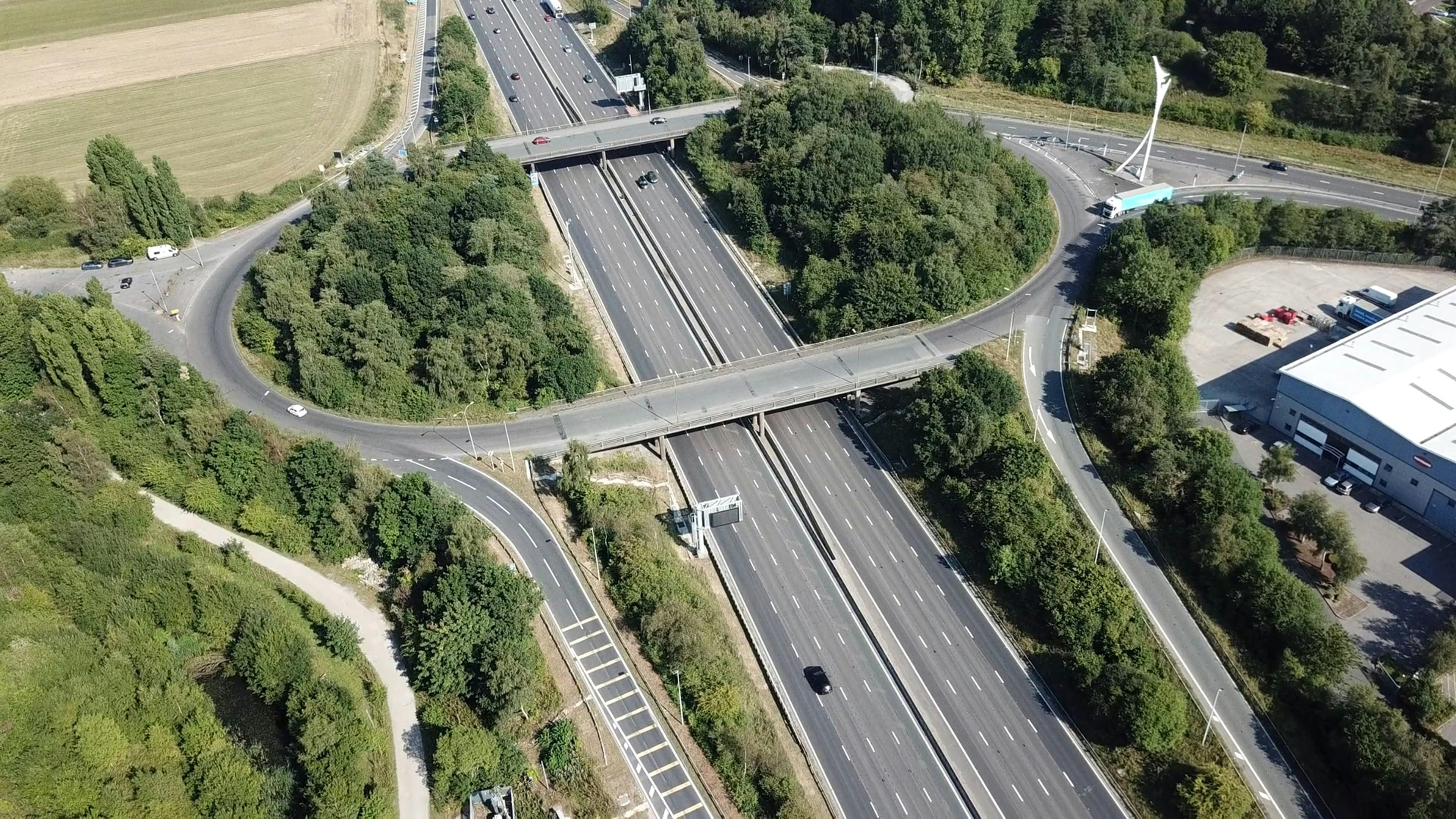 Aerial Hyperlapse of Traffic over big intersection bridges and ring ...