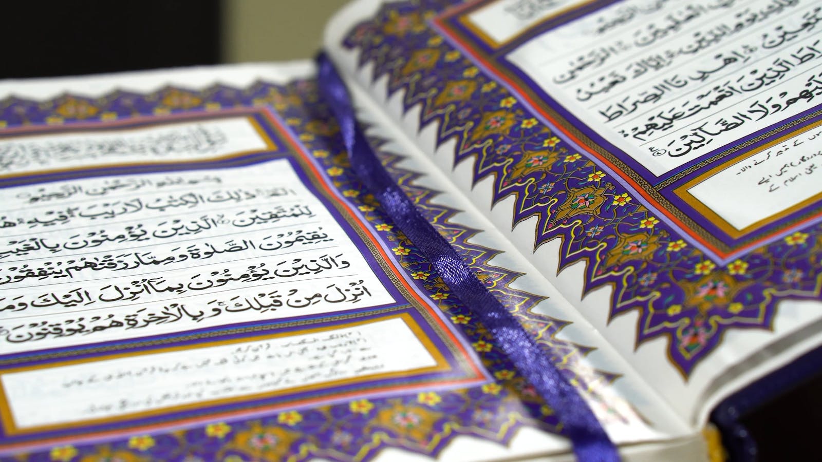 Quran Pages Videos, Download The BEST Free 4k Stock Video Footage ...