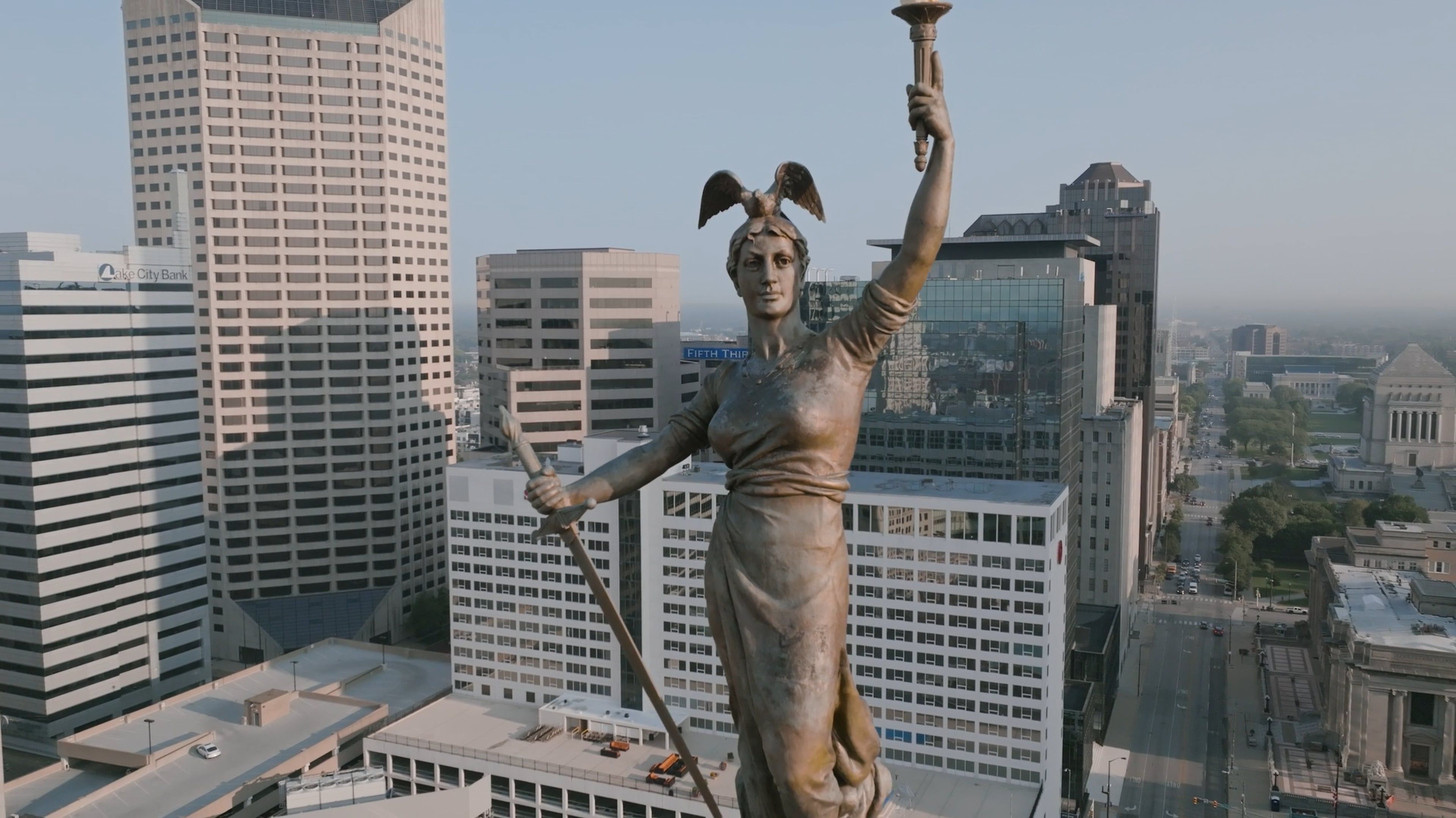 Statue on Roundabout Free Stock Video Footage, Royalty-Free 4K & HD ...