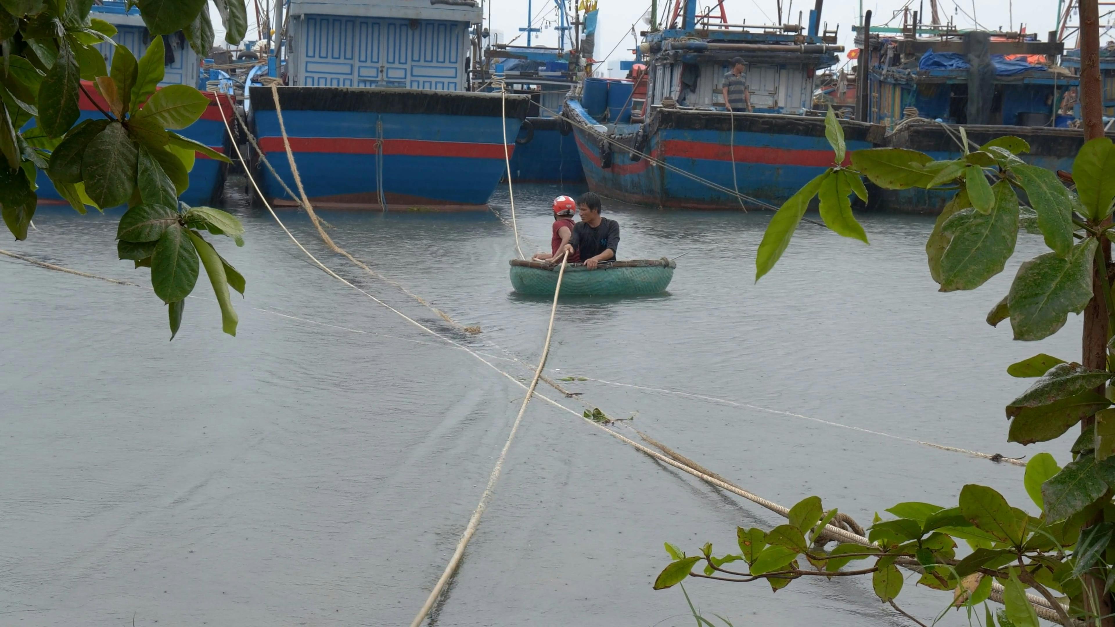 Rain Rope Videos, Download The BEST Free 4k Stock Video Footage & Rain ...