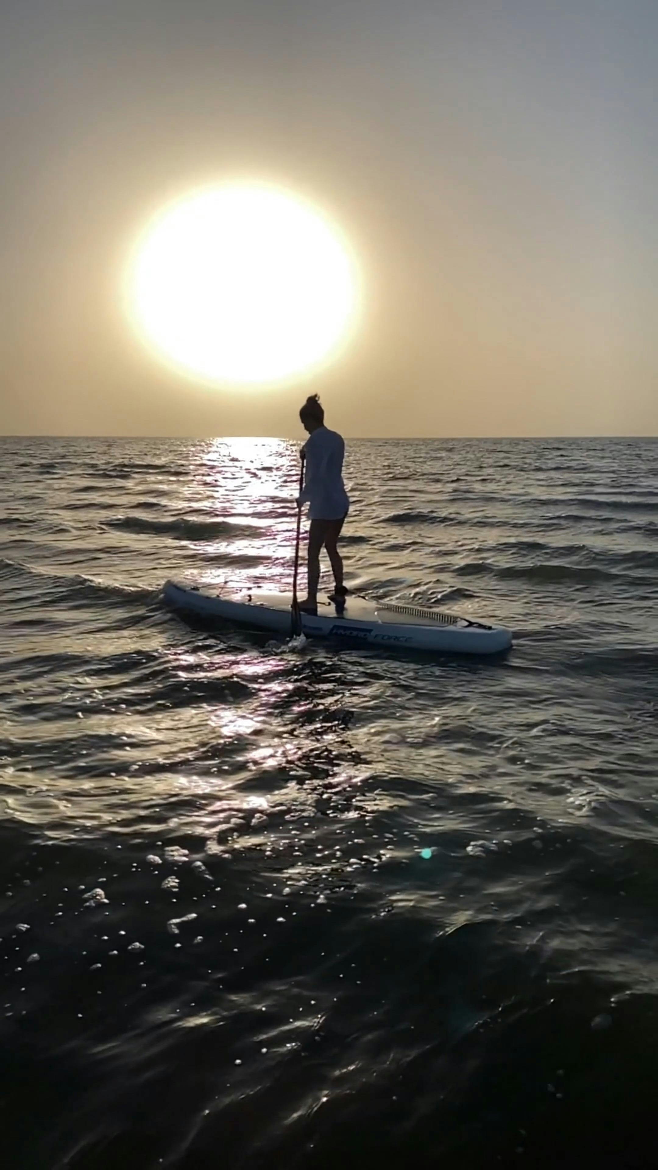 Woman Paddleboarder Videos, Download The BEST Free 4k Stock Video ...