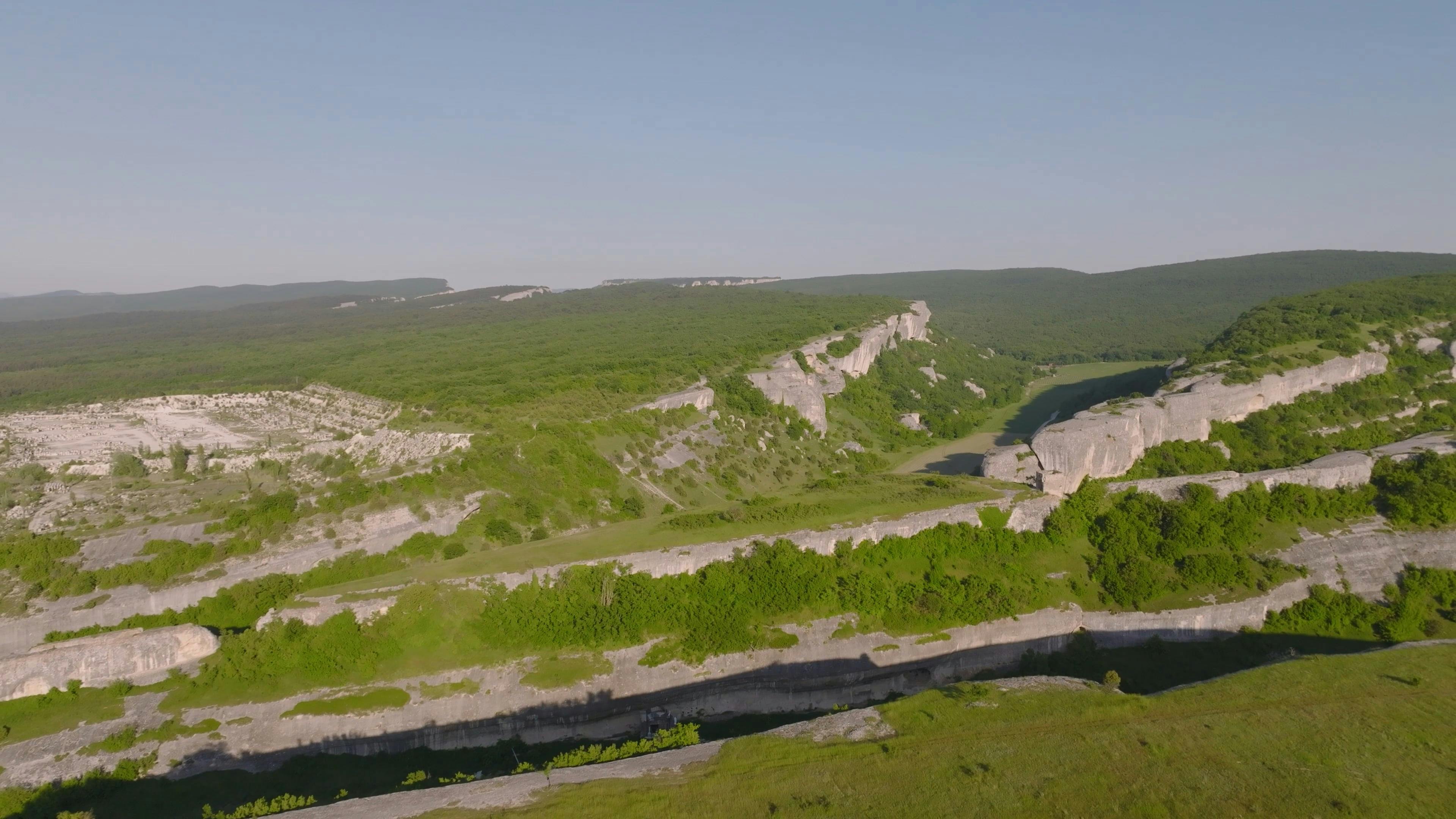 Vídeos de stock gratuitos sobre al aire libre, angulo alto, arboles ...