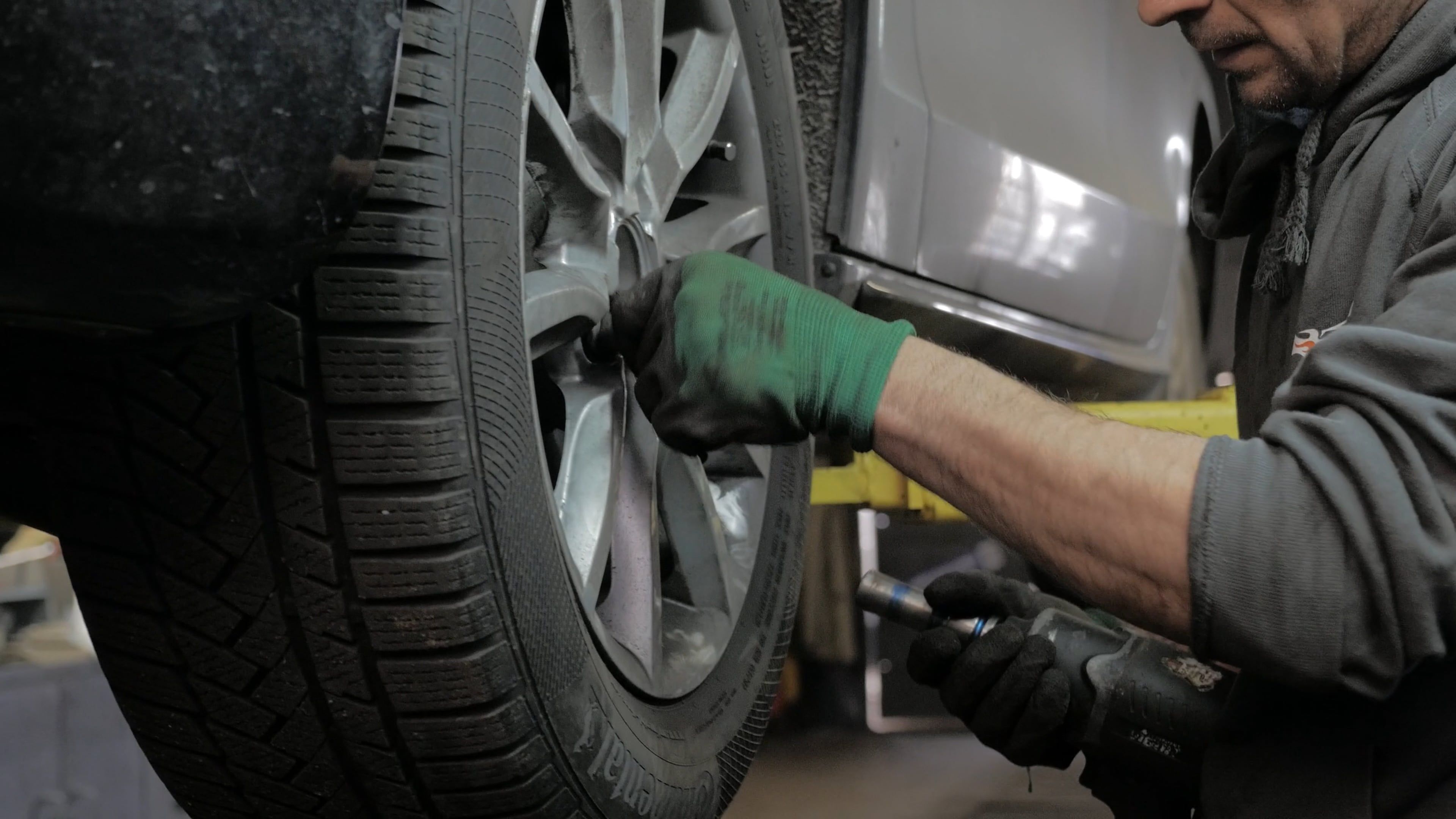 Wheel Installation Videos, Download The BEST Free 4k Stock Video ...