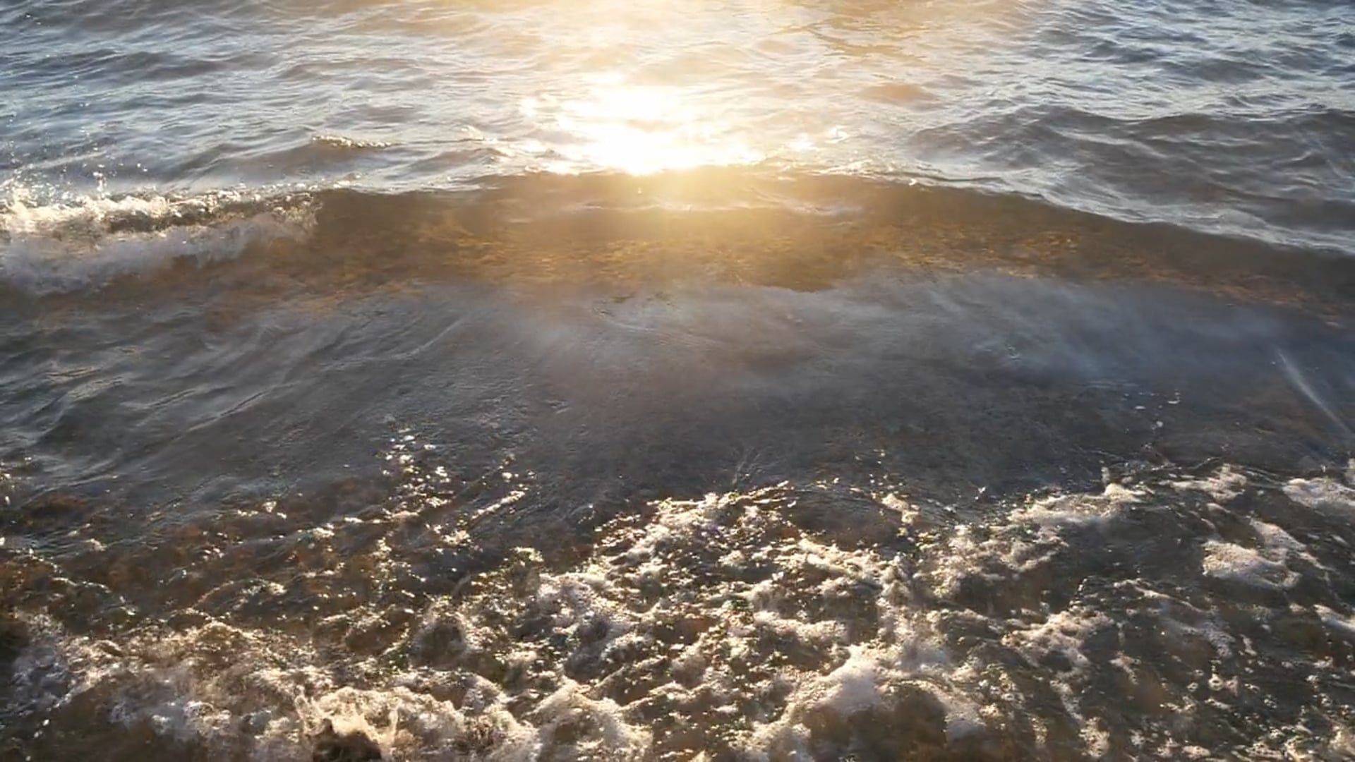 Breaking Waves and Sunlight Reflections on the Sea Surface Free Stock ...