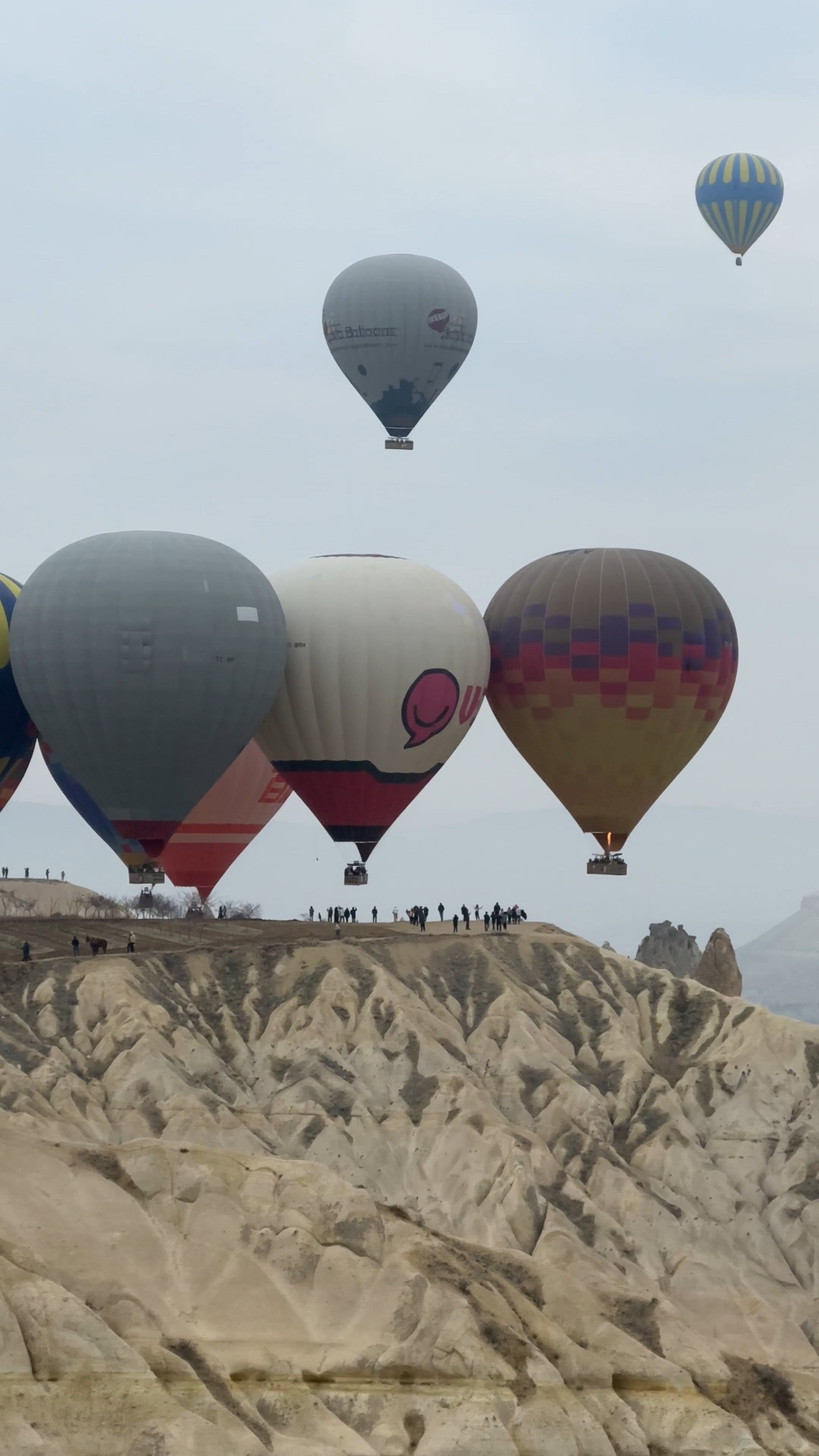 Flying Hot Air Balloons Free Stock Video Footage, Royalty-Free 4K & HD ...