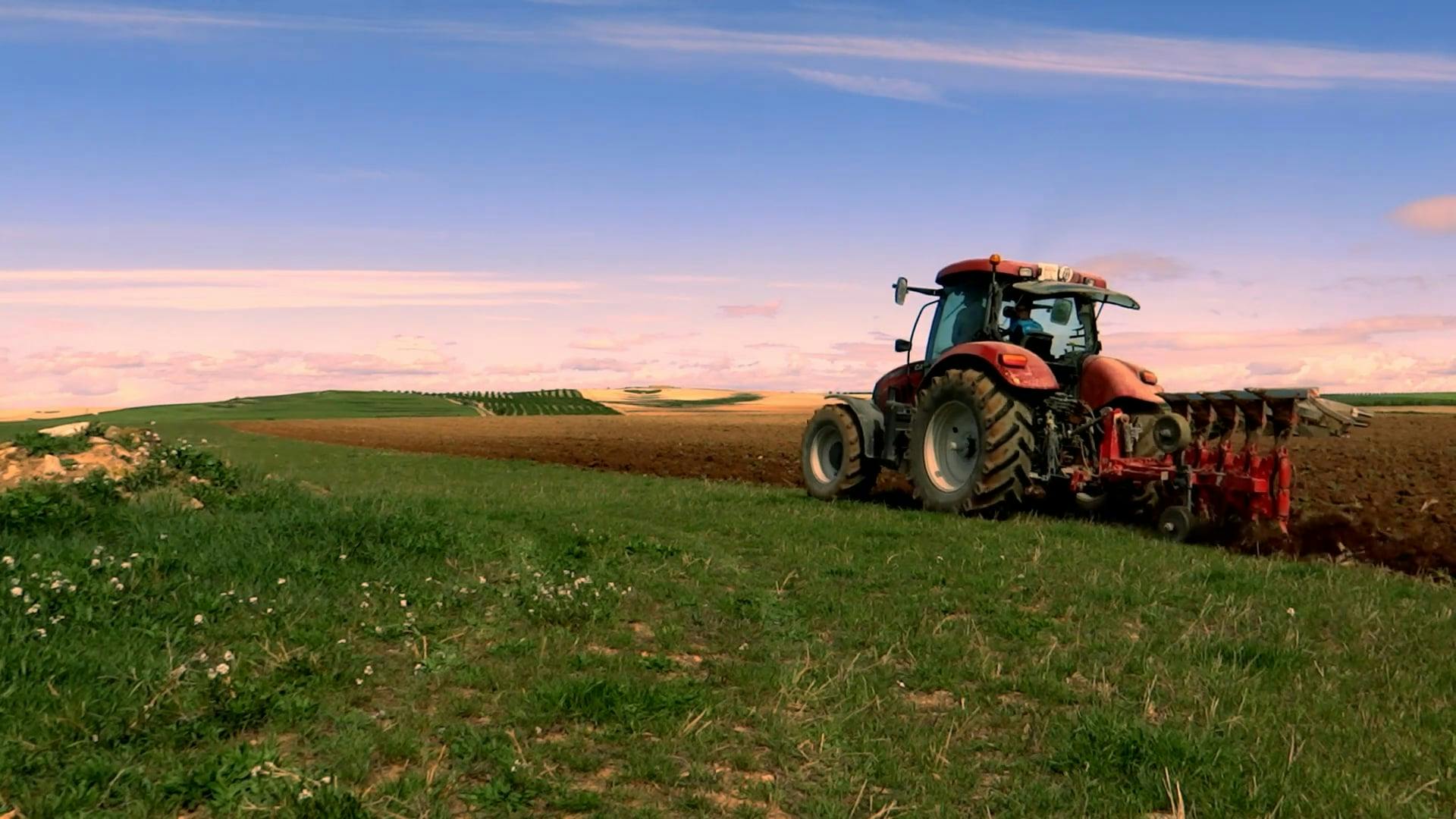 Tractor labraa Free Stock Video Footage, Royalty-Free 4K & HD Video Clip