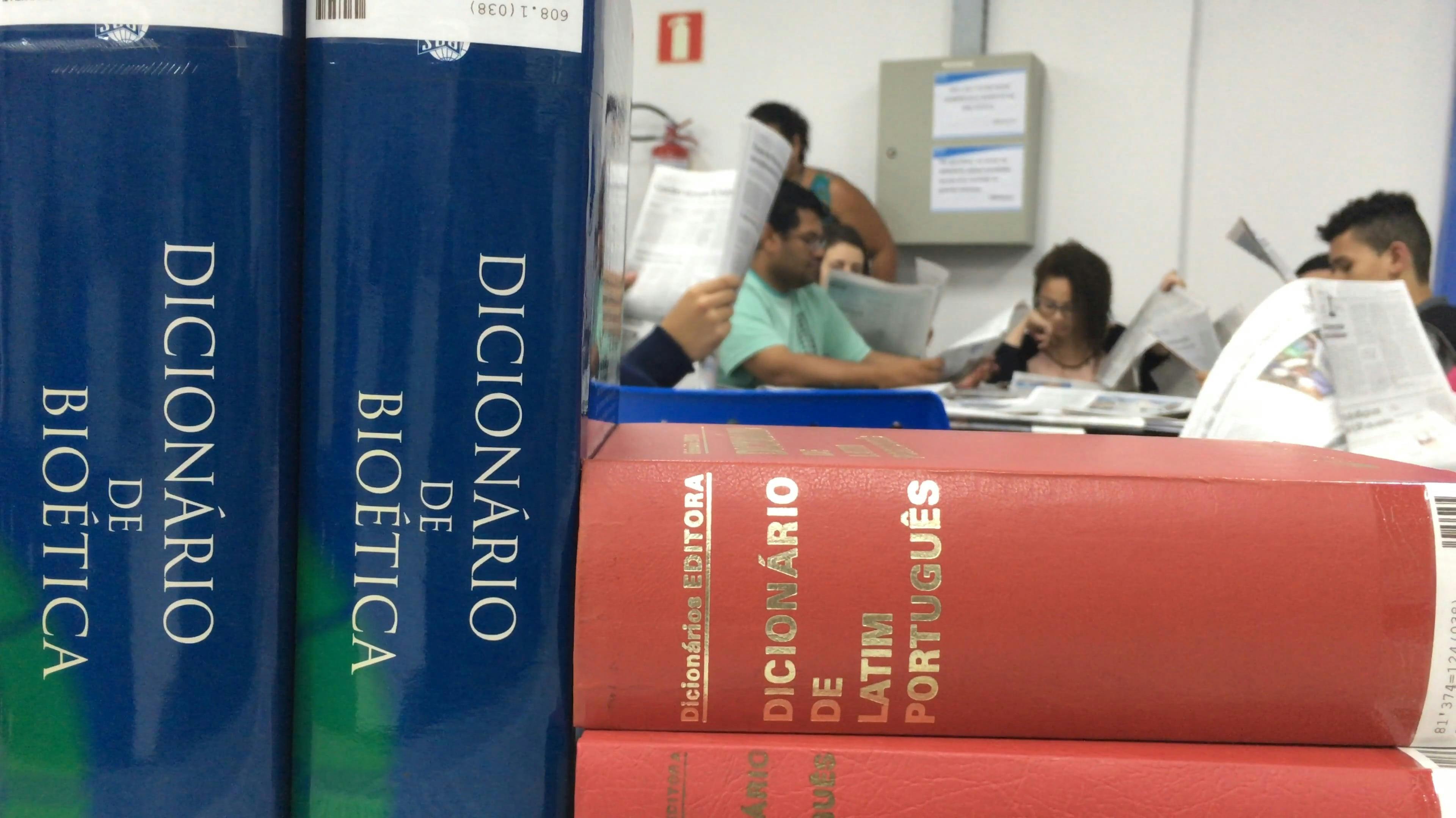 Library Dictionary Videos, Download The BEST Free 4k Stock Video ...