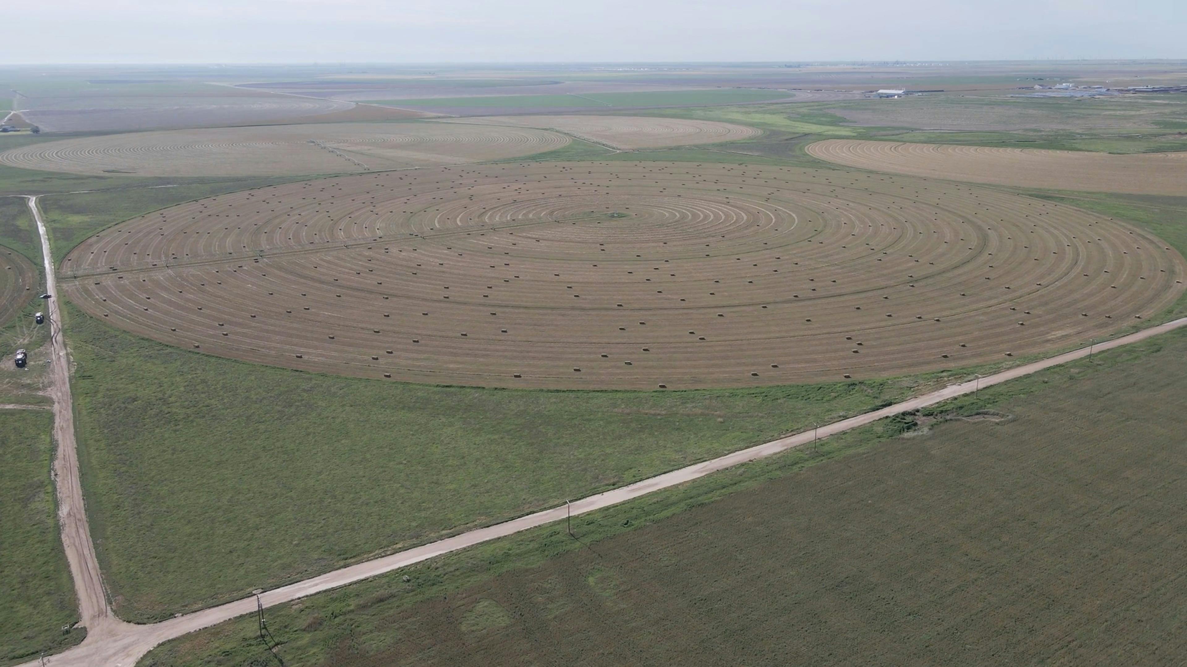 growing hay with irrigation in the mid west Free Stock Video Footage ...
