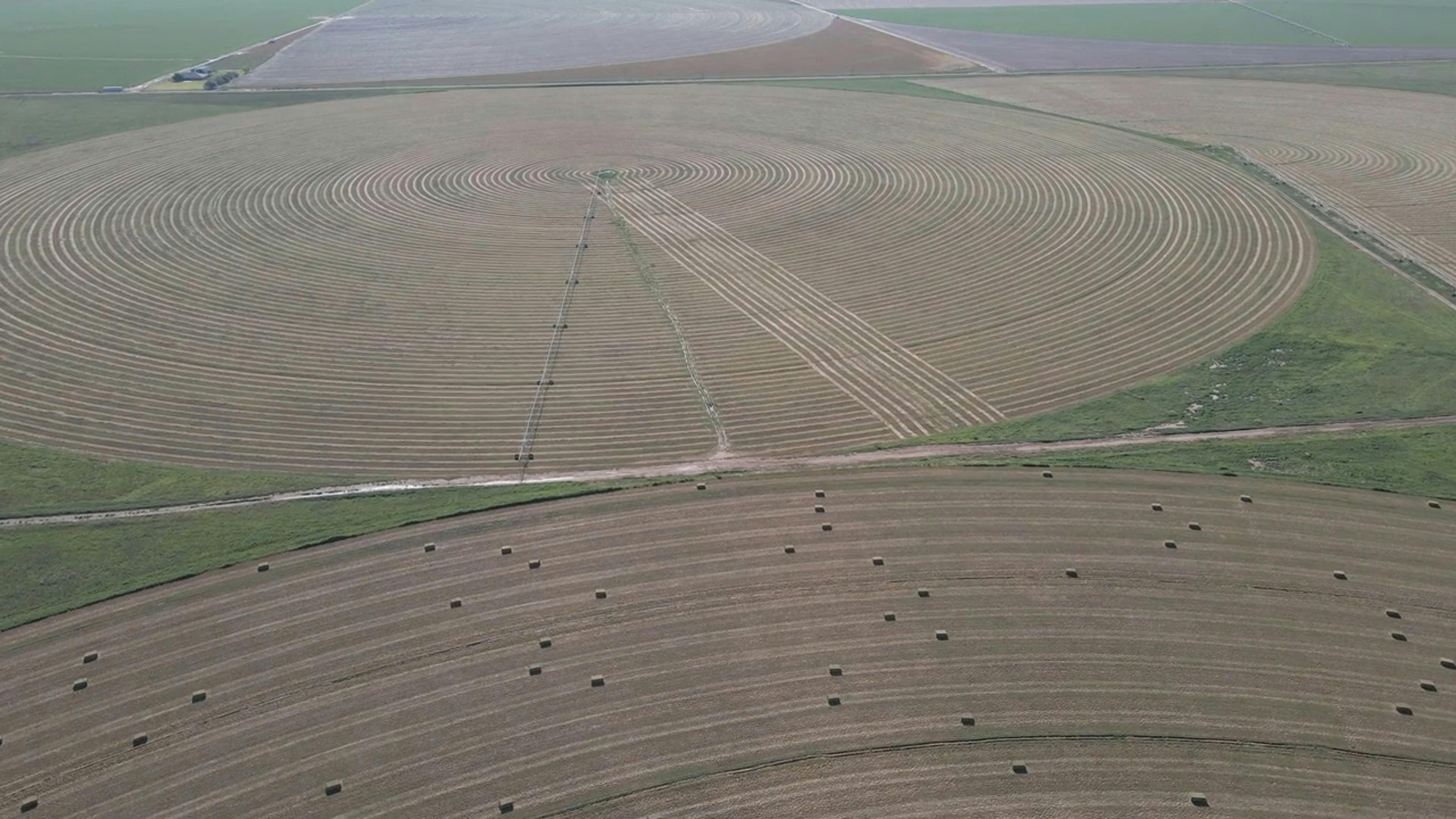 Alien Crop Circle Videos, Download The BEST Free 4k Stock Video Footage ...