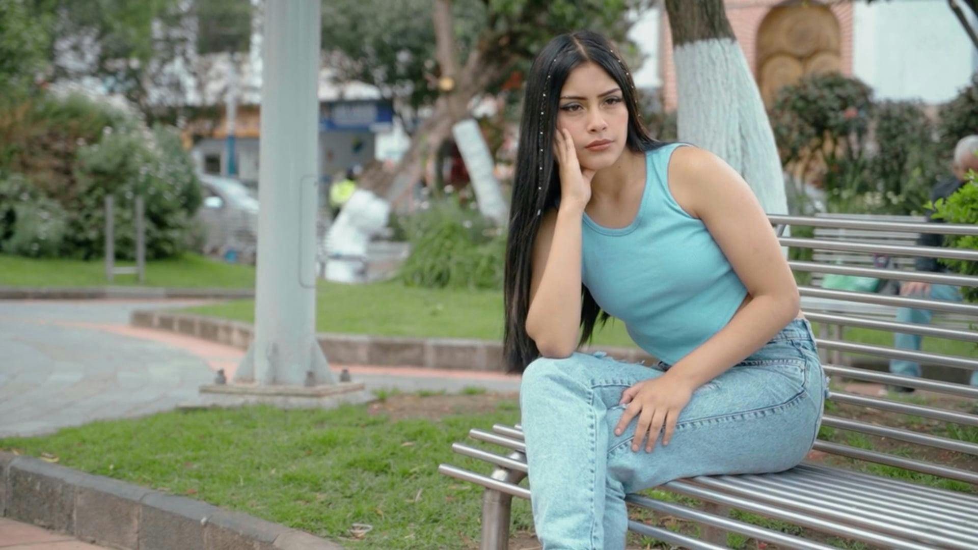 Vídeos de stock gratuitos sobre al aire libre, anxiety, arboles, banco ...