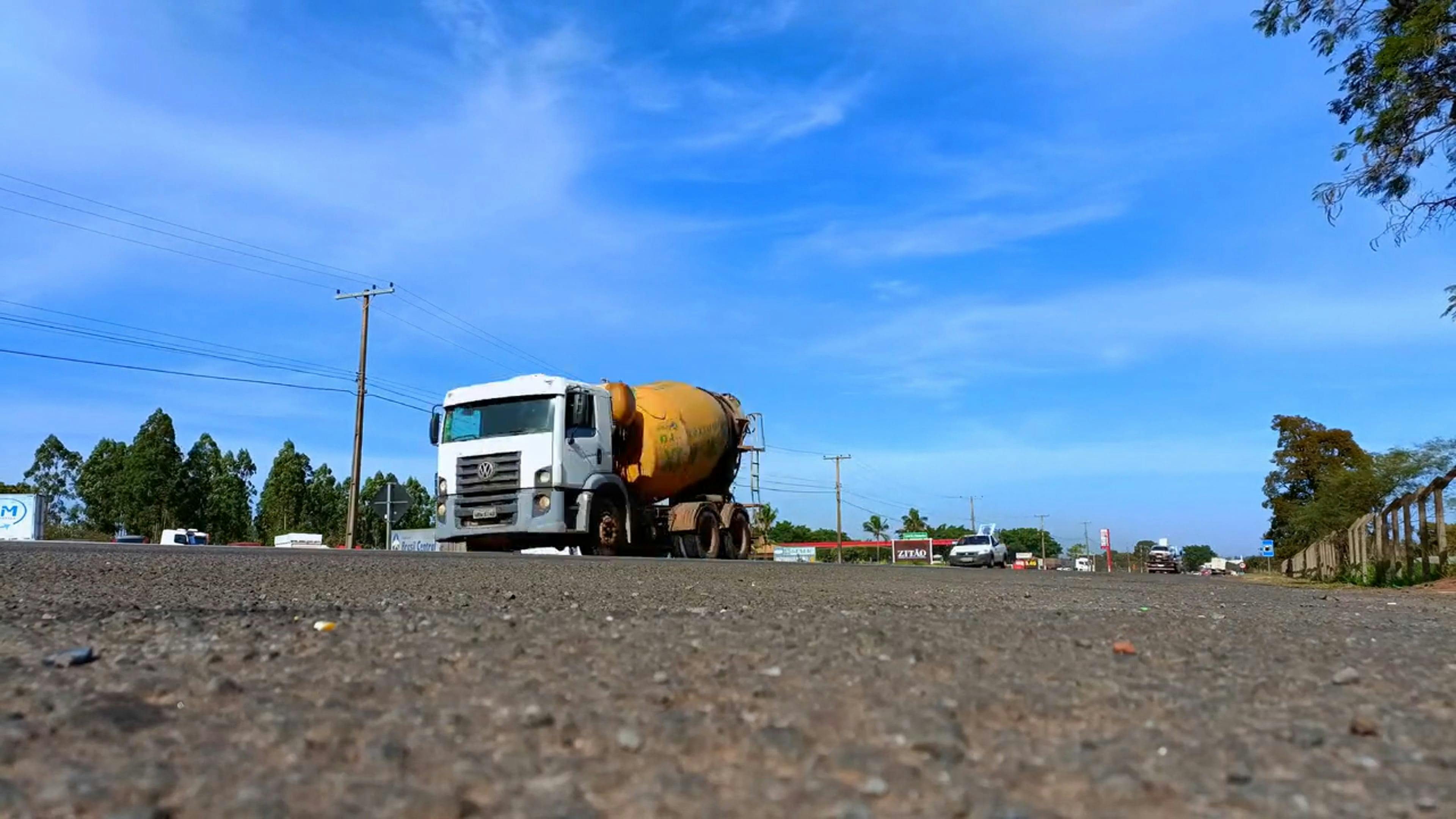 Timelapse ou Lapso de tempo de Rodovia, Higway Free Stock Video Footage ...