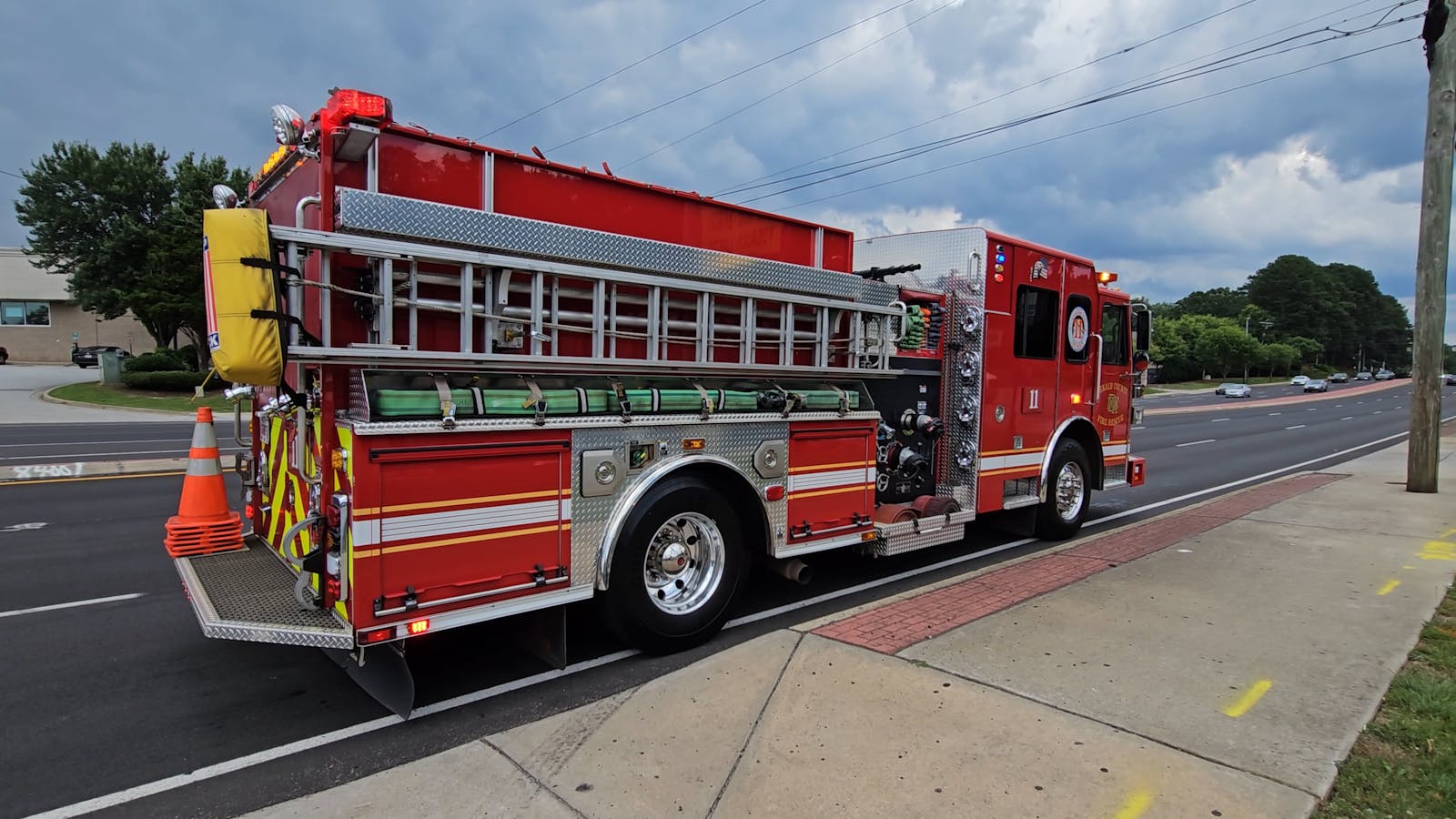 Fire Trucks Videos, Download The BEST Free 4k Stock Video Footage ...