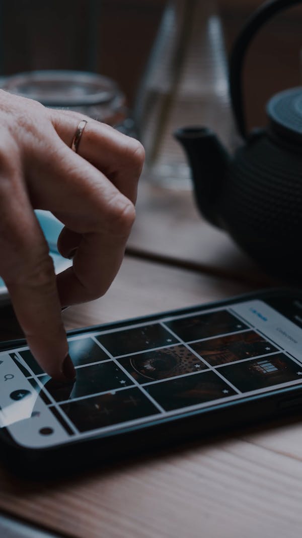 Scroll Phone Videos, Download The BEST Free 4k Stock Video Footage ...