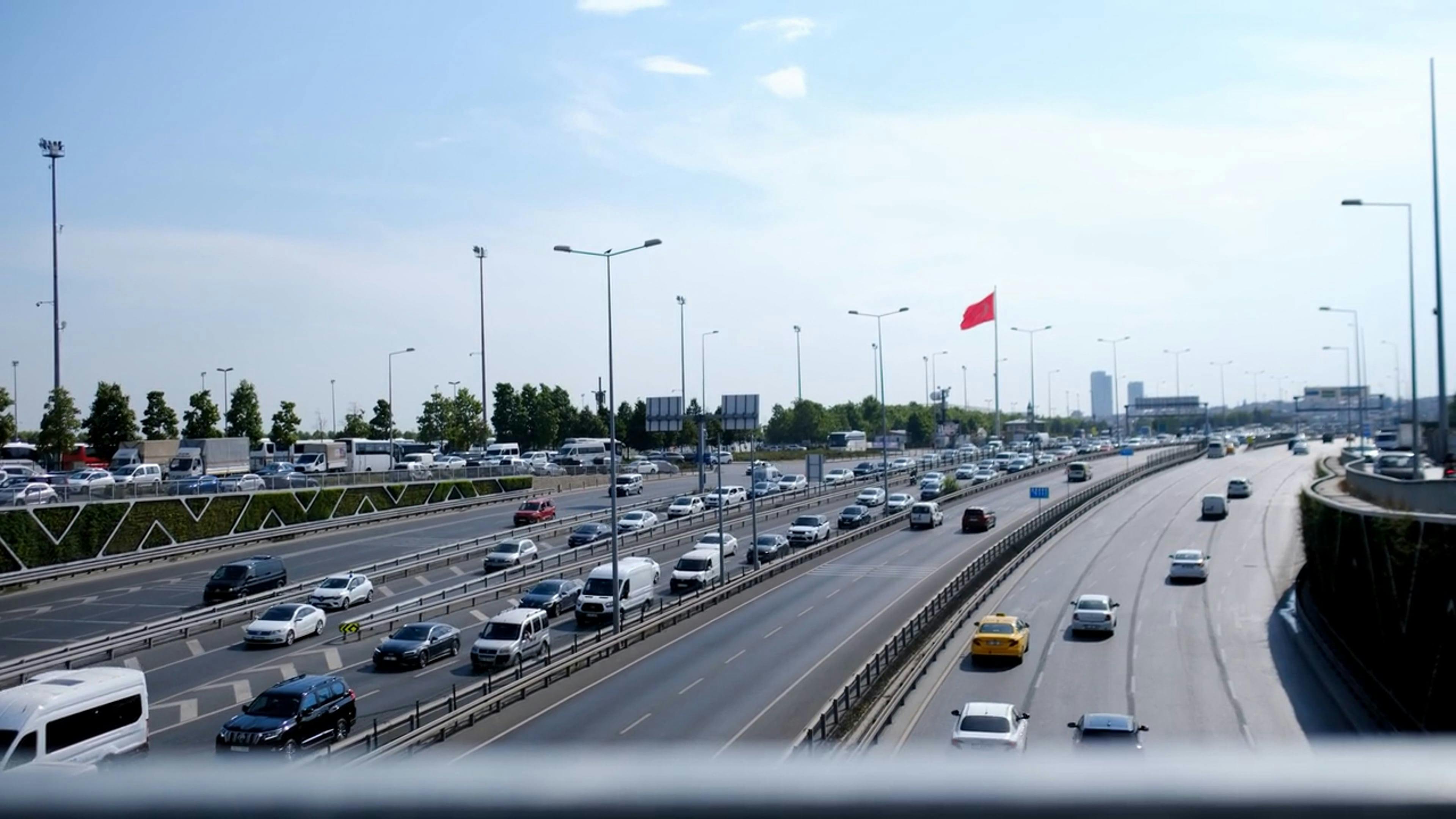 A view of a highway with cars driving on it Free Stock Video Footage ...