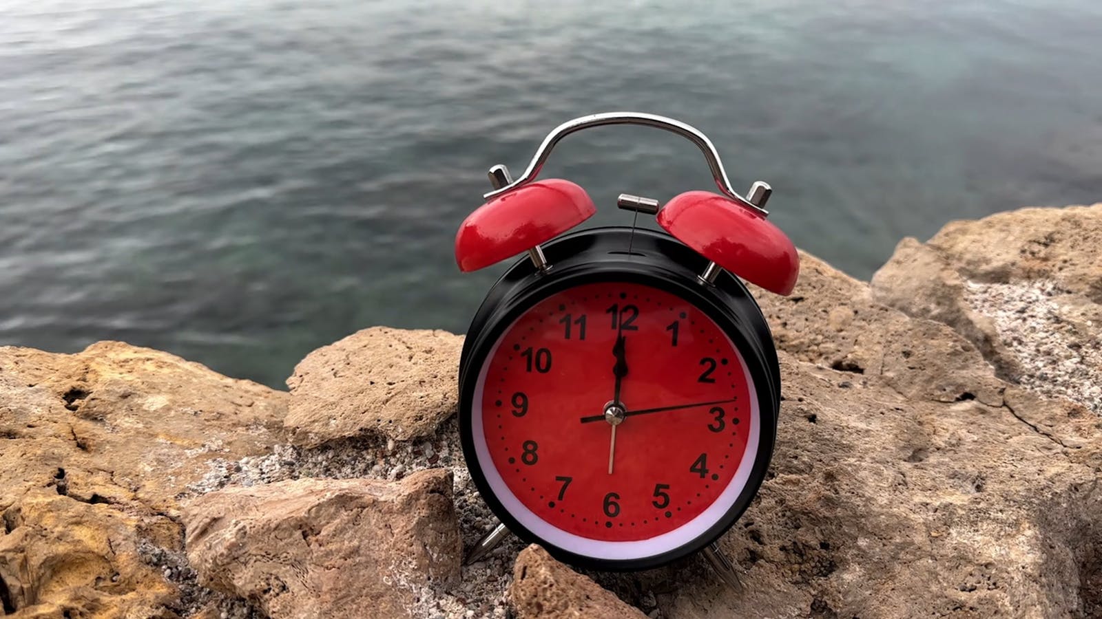 Old Clock Videos, Download The BEST Free 4k Stock Video Footage & Old ...