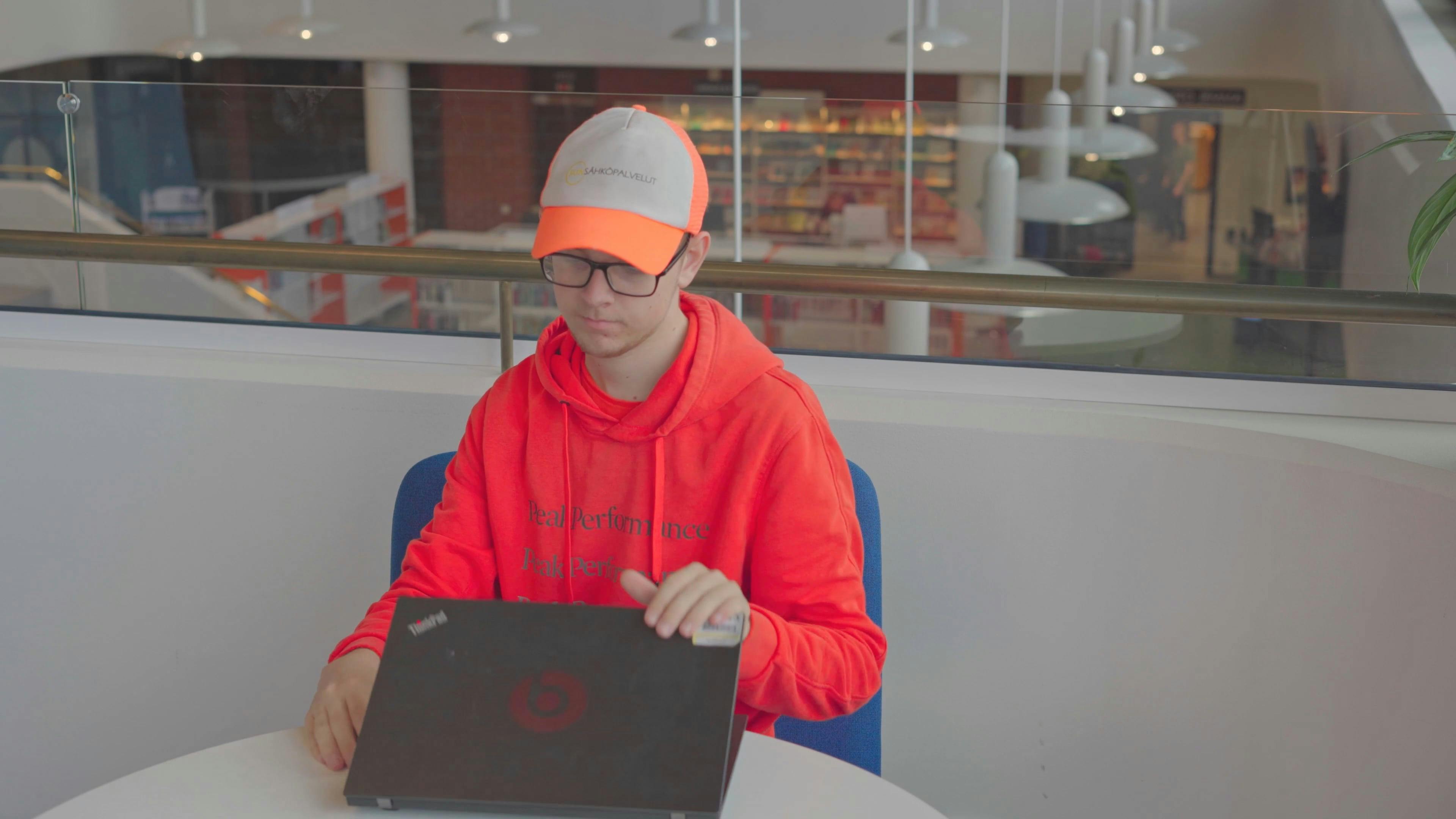 Laptop closing Free Stock Video Footage, Royalty-Free 4K & HD Video Clip