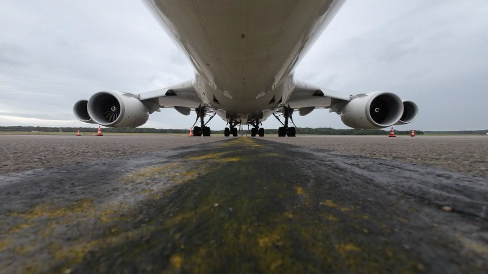 Aircraft Fuselage Videos, Download The BEST Free 4k Stock Video Footage ...