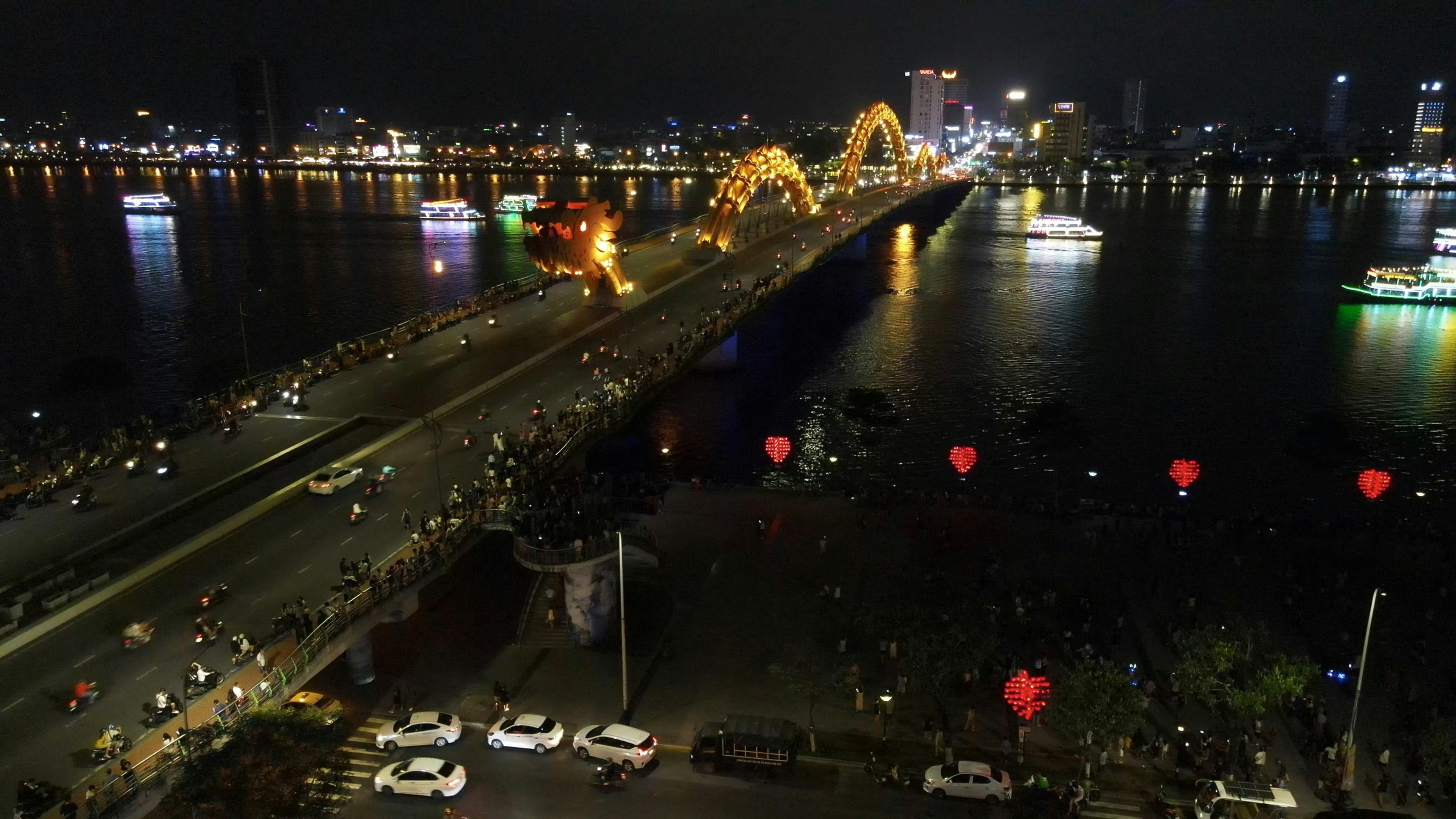 SONG HAN BRIDGE DANANG Free Stock Video Footage, Royalty-Free 4K & HD ...