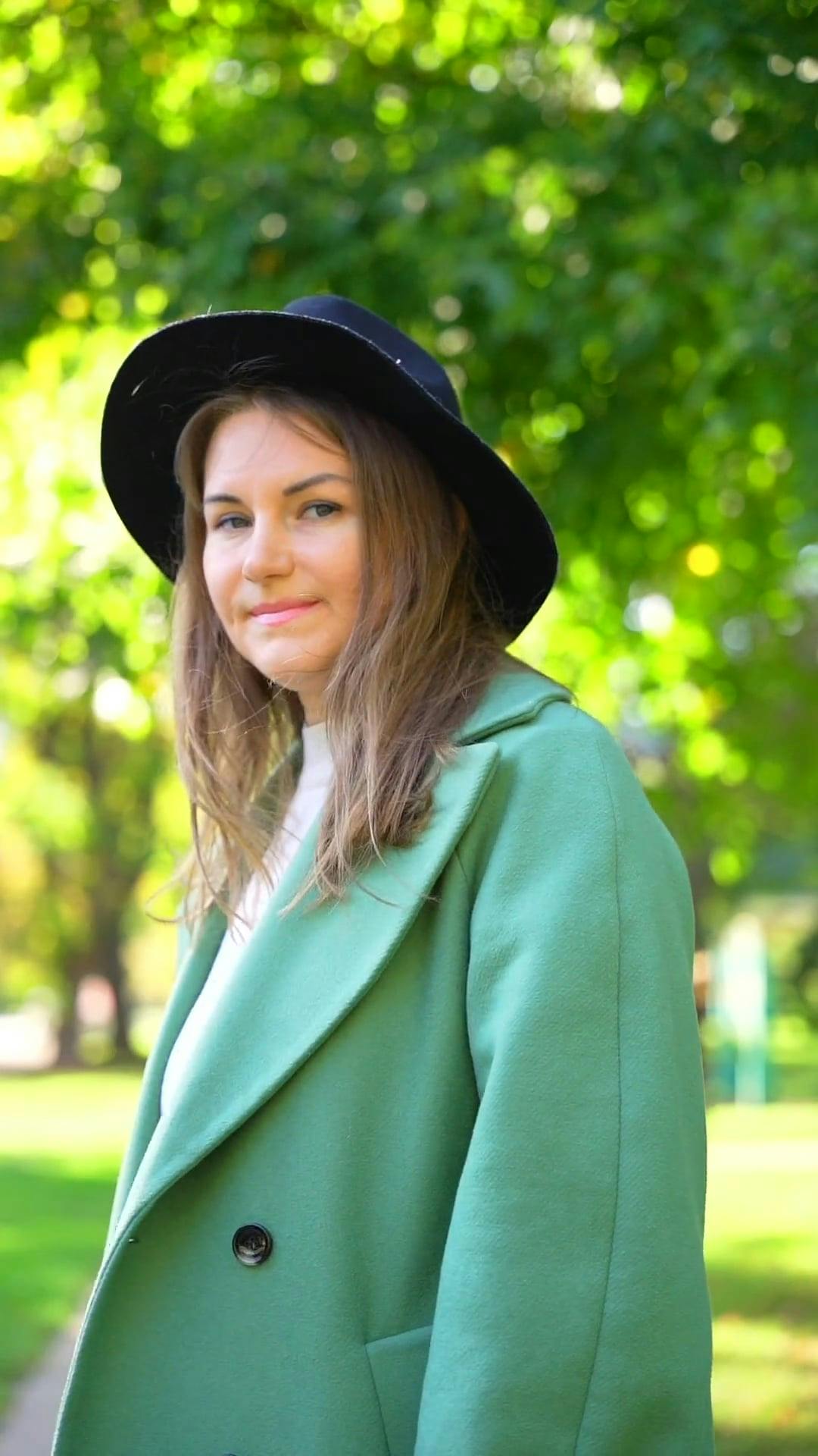 Woman In The Park Videos, Download The BEST Free 4k Stock Video Footage ...