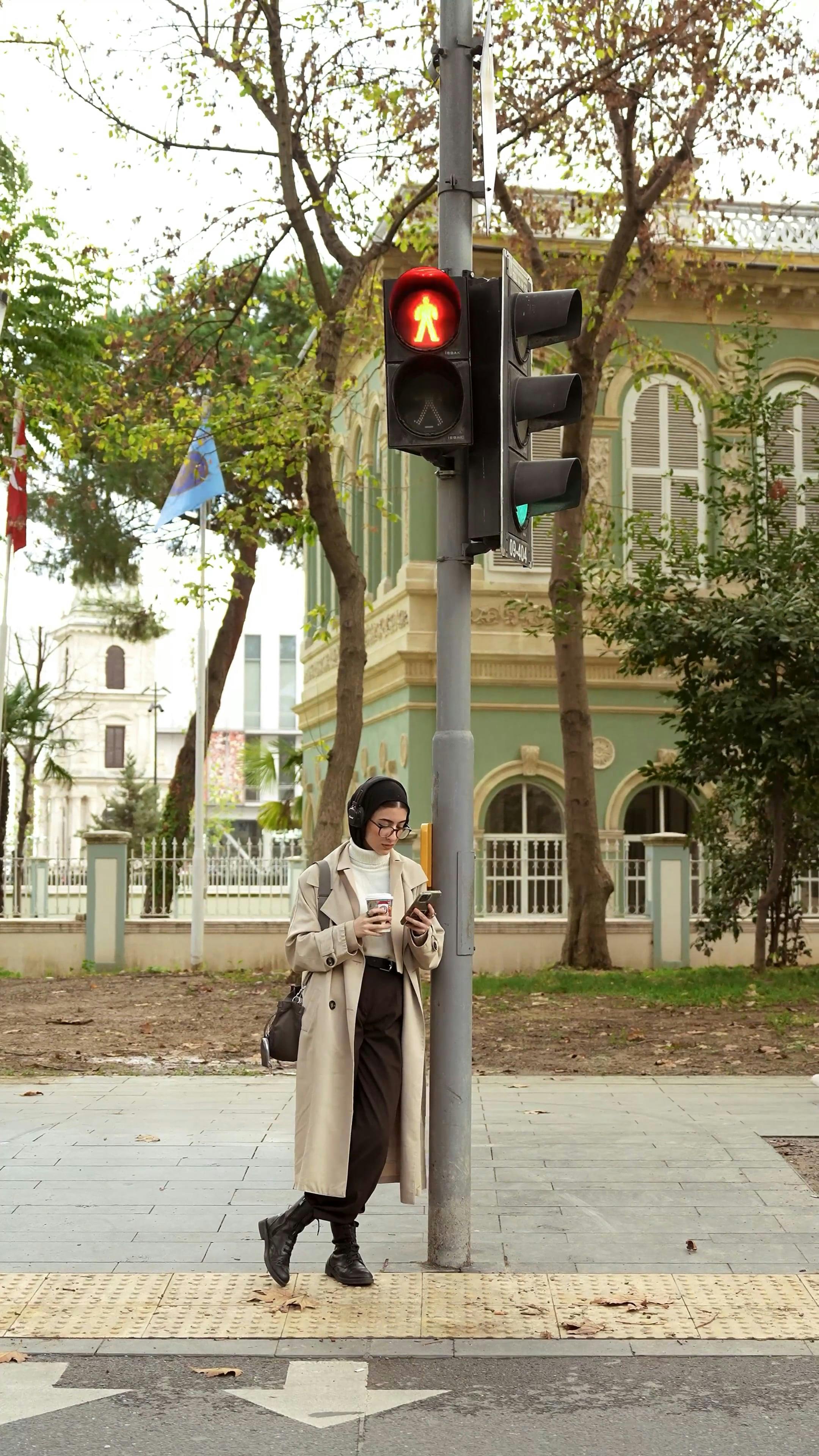 Waiting Pedestrian Videos, Download The BEST Free 4k Stock Video ...