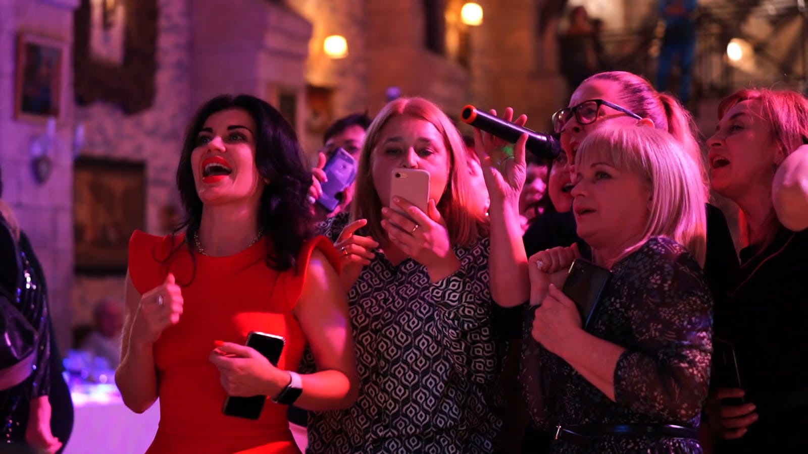 Audience Applause Videos, Download The BEST Free 4k Stock Video Footage ...