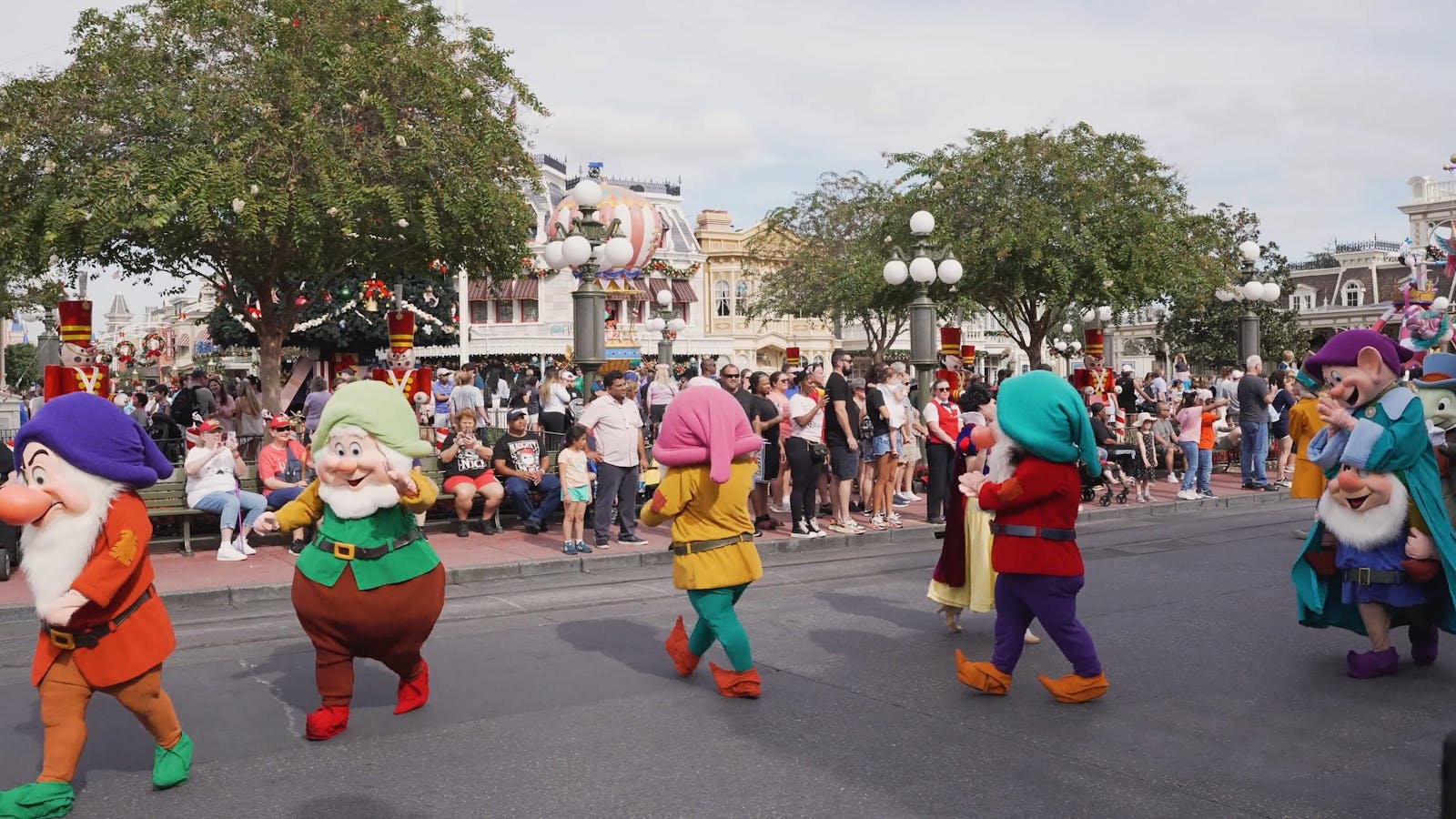 Disney World Videos, Download The BEST Free 4k Stock Video Footage ...