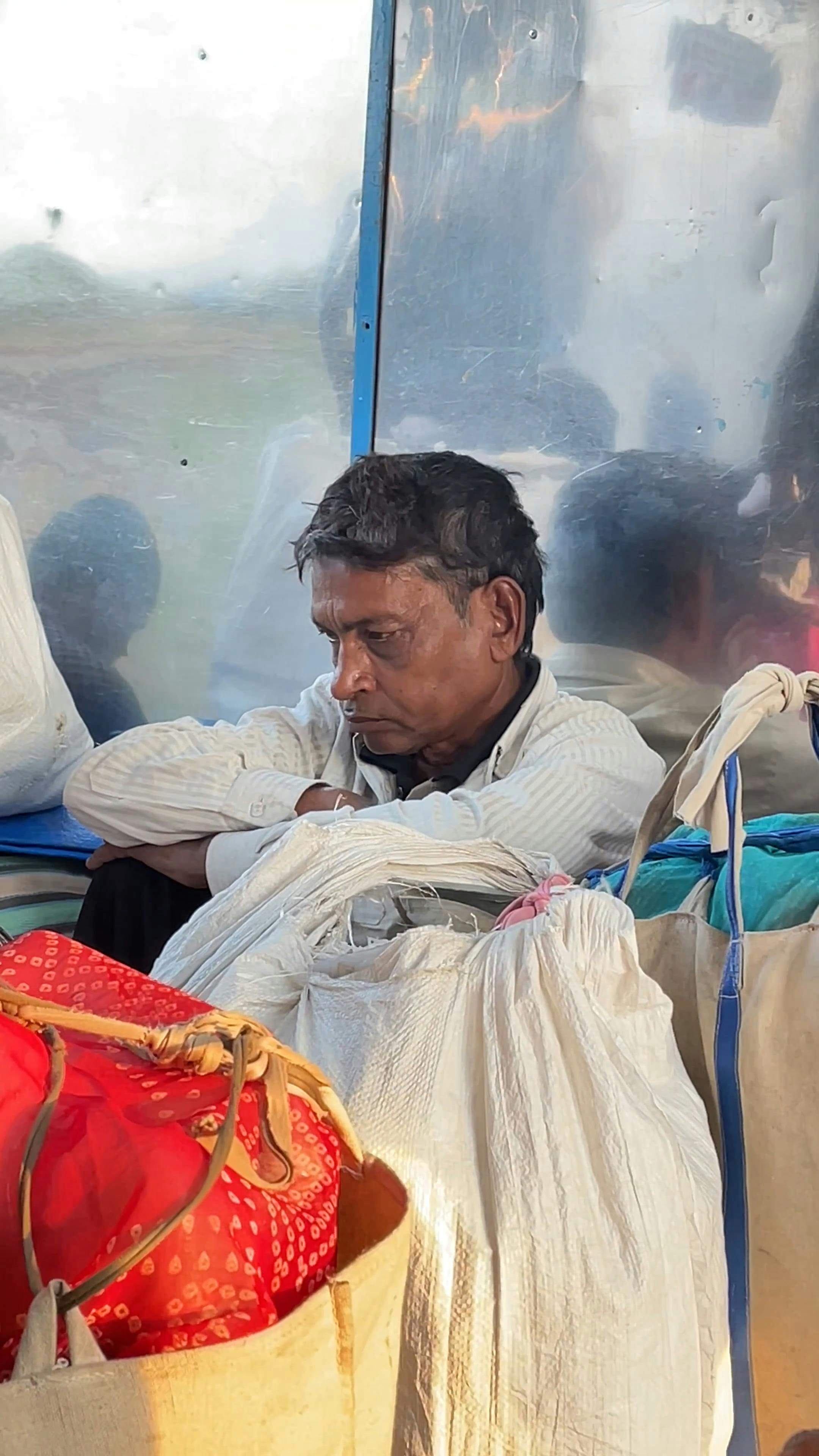 Crowd Sleeping Videos, Download The BEST Free 4k Stock Video Footage ...