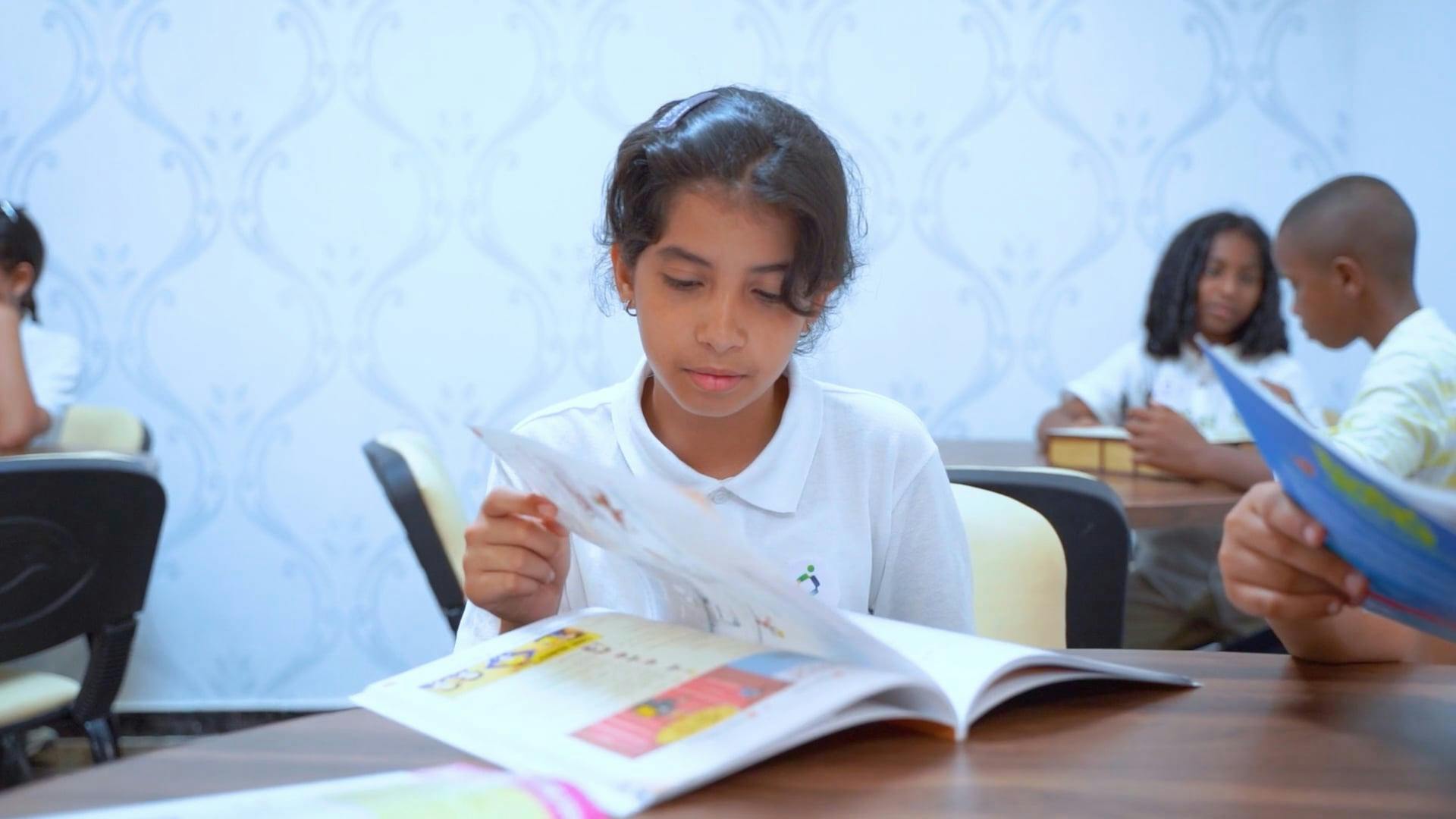 Wide Books Videos, Download The BEST Free 4k Stock Video Footage & Wide ...