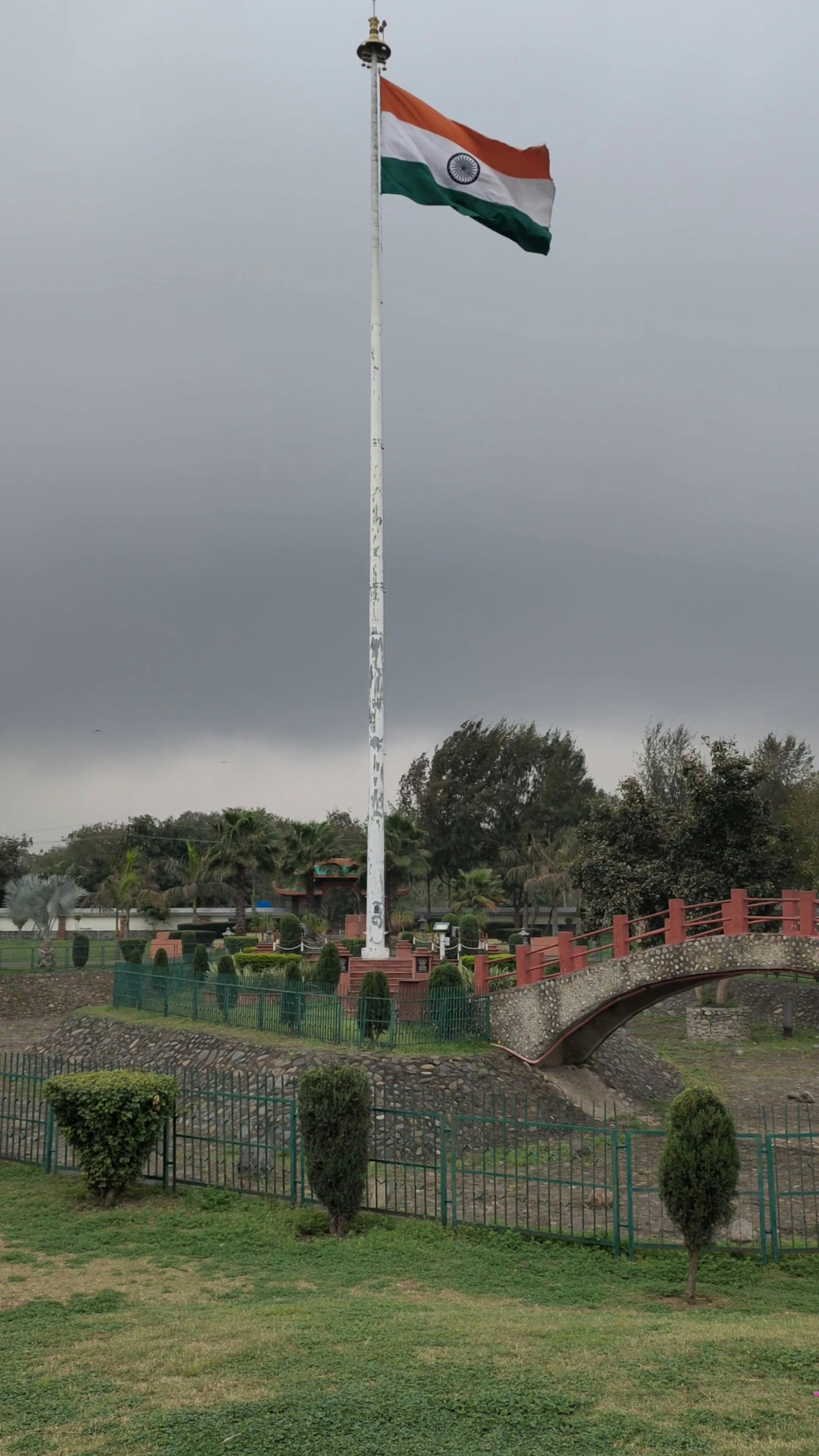 Indian Flag flying video Free Stock Video Footage, Royalty-Free 4K & HD ...