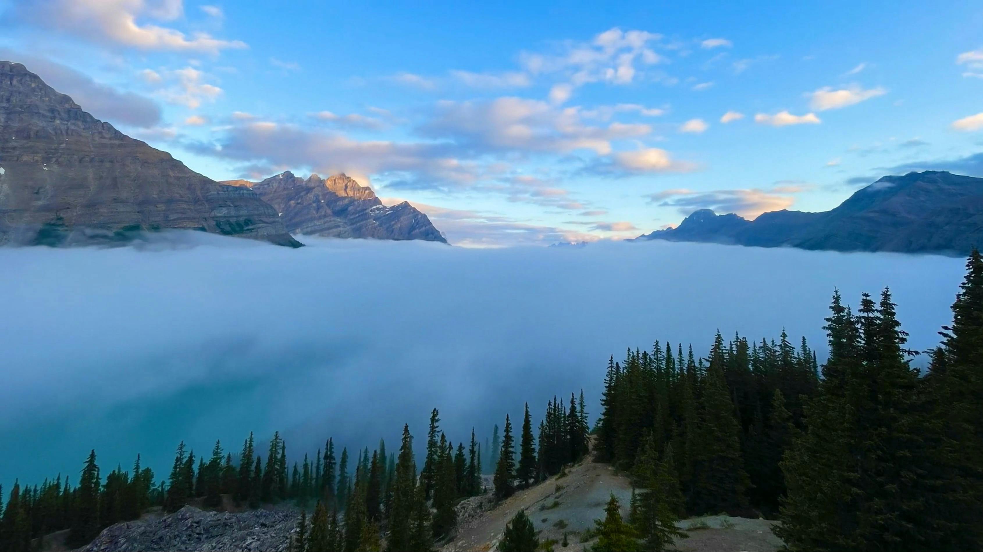 Perfect Mountain Lake Reflection At Sunrise Moraine Lake Banff Free ...