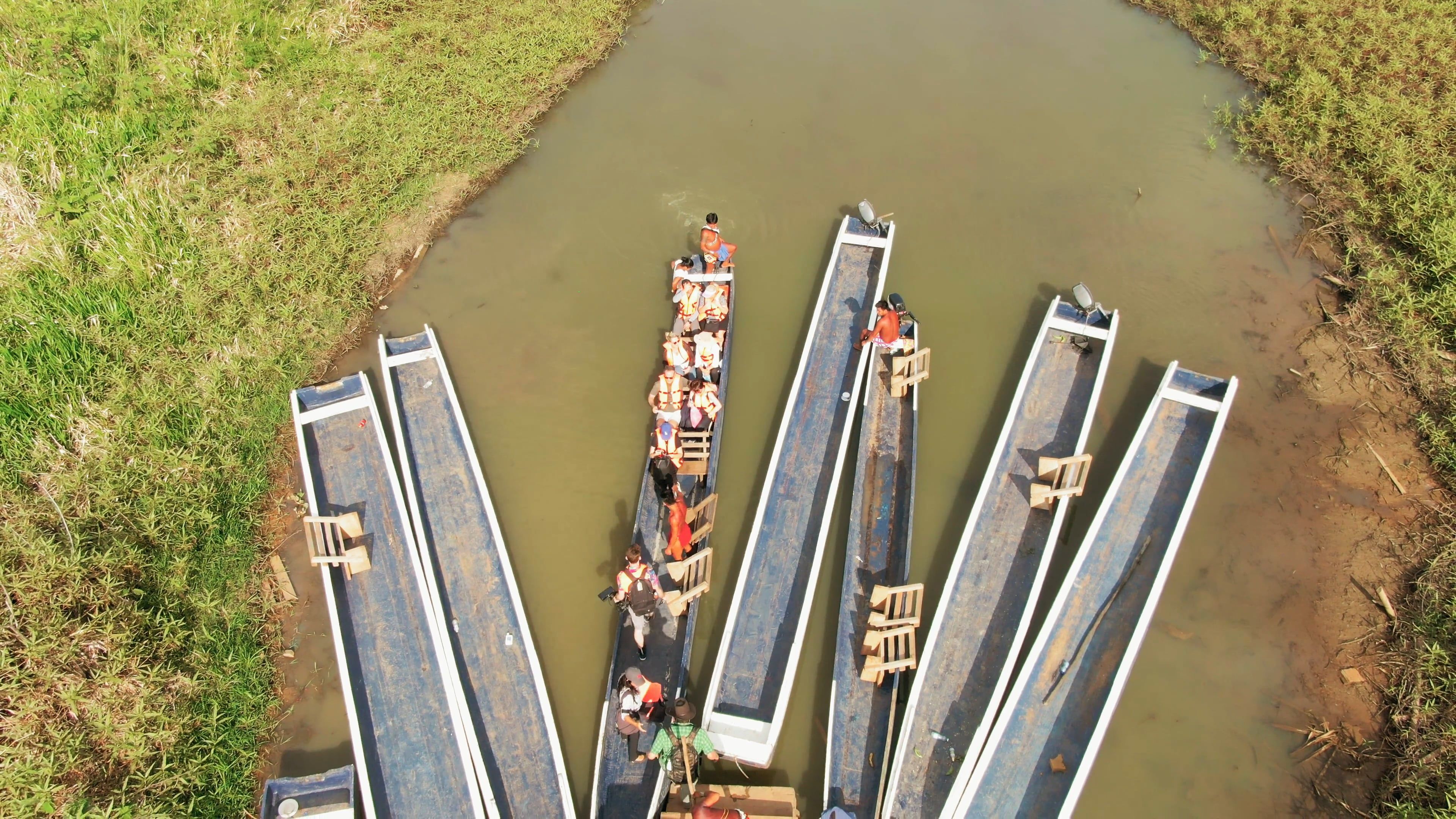 Passenger Motor Boat Loading Up Passenger For Transport · Free Stock Video