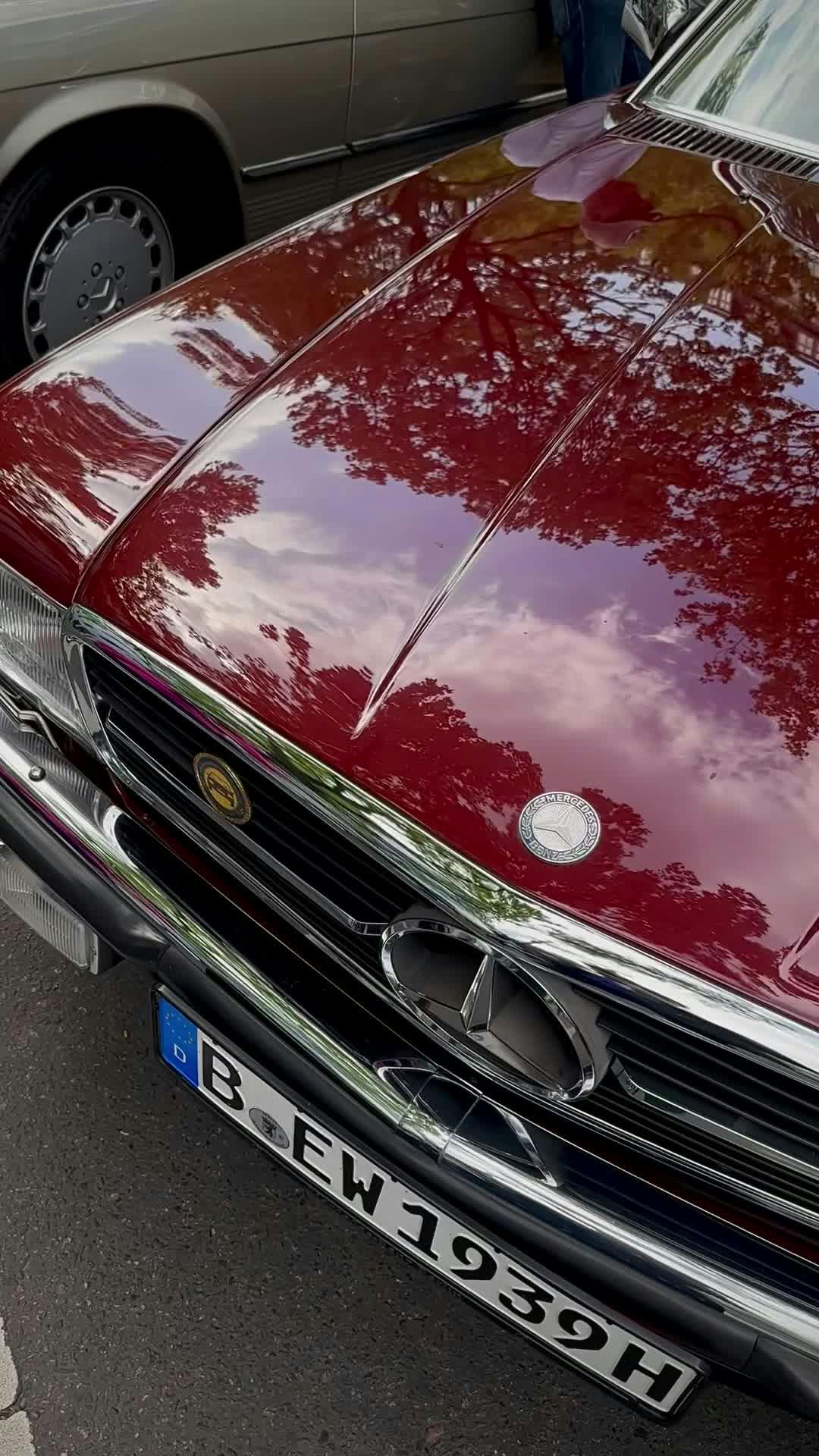 Close-up Of The Front End Of A Parked Classic Car With Its Engine ...