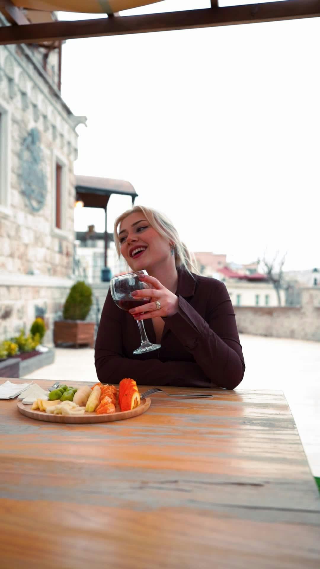 otel atıştırmalığı Free Stock Video Footage, Royalty-Free 4K & HD Video ...