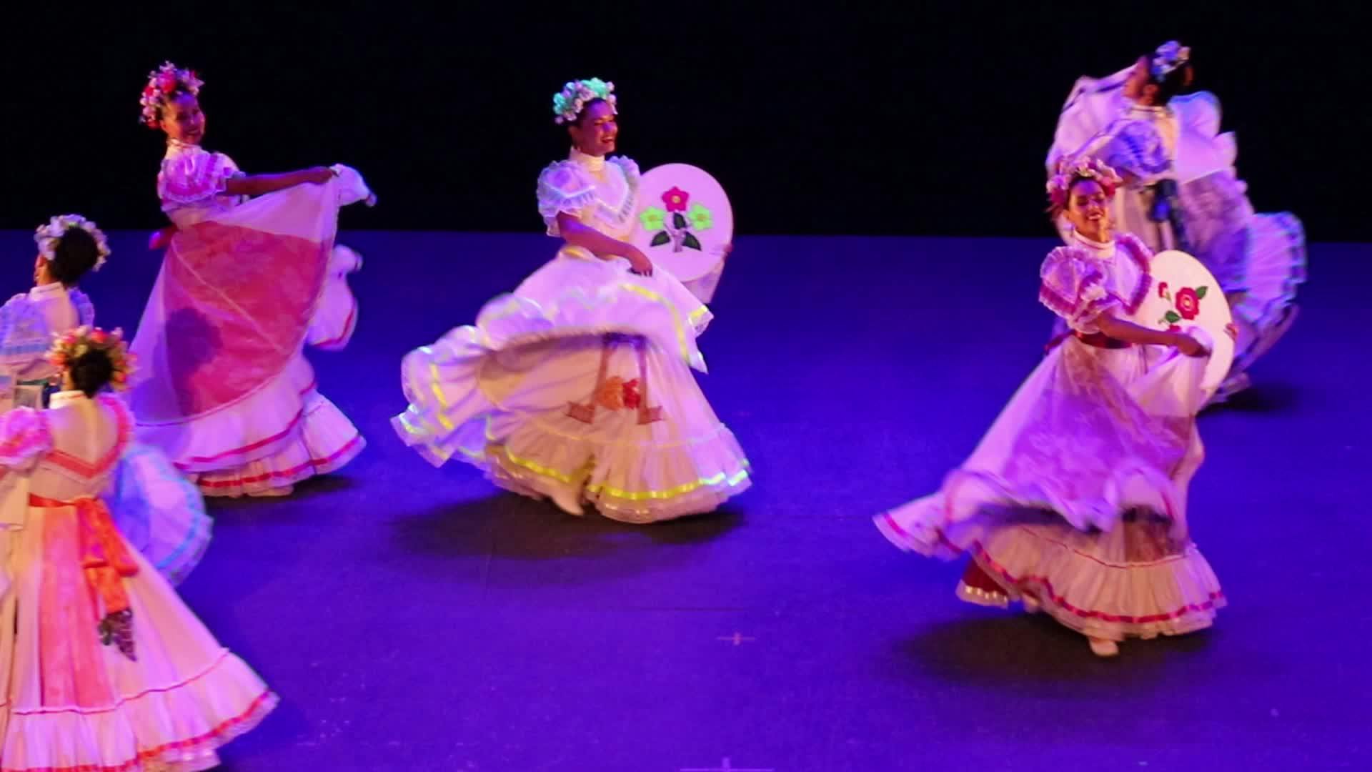 Traditional Opera Videos, Download The BEST Free 4k Stock Video Footage ...