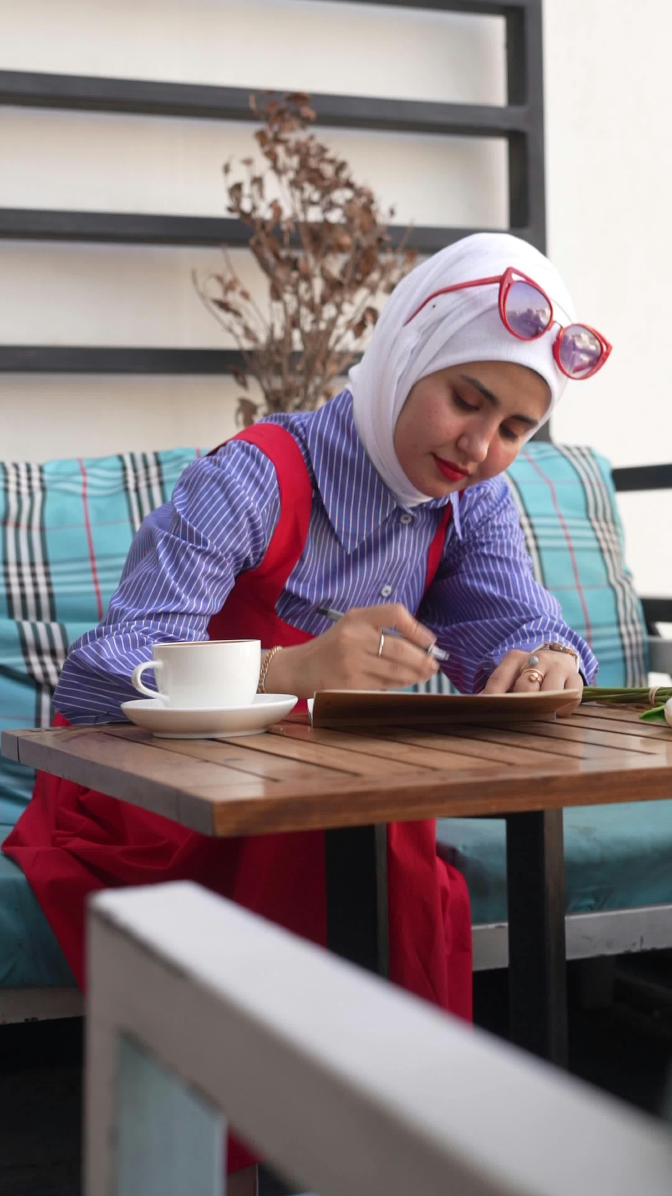 Erbil Cafe Videos, Download The BEST Free 4k Stock Video Footage ...